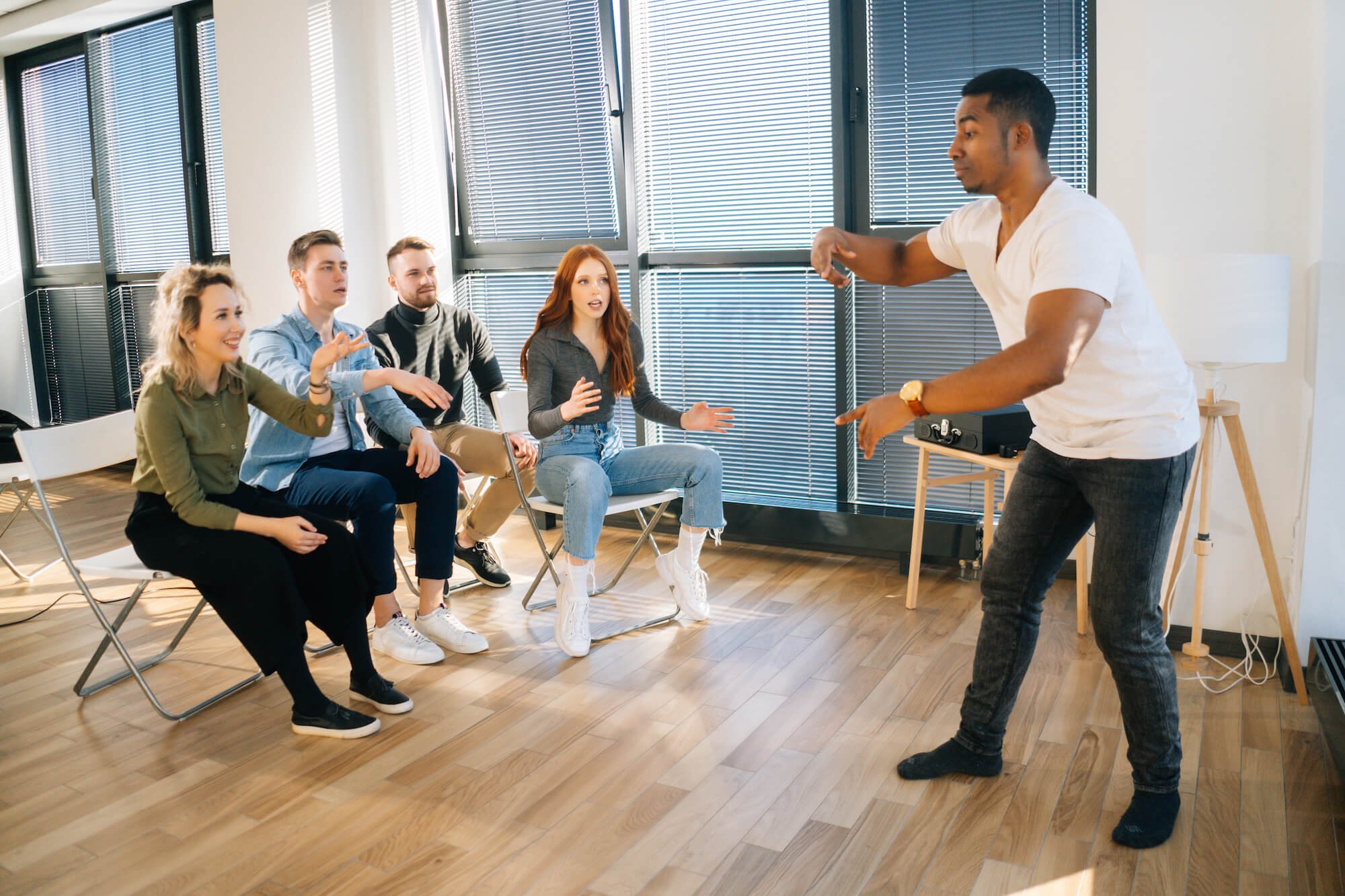 Improv Classes — Rocket Improv