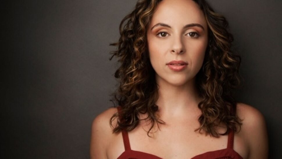 Olivia Valli Will Co-Star With Adam Pascal, Mykal Kilgore in Tennessee ...