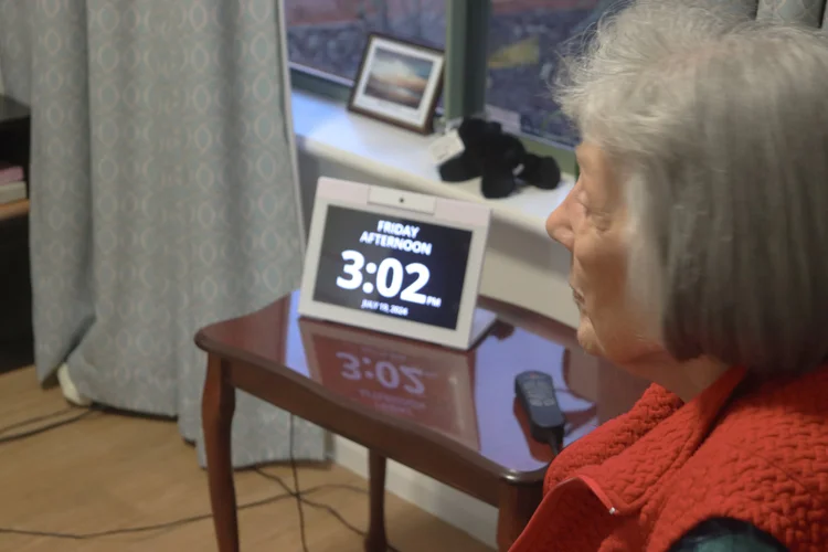 CareWindow | Easy to Use Video Phone for Seniors