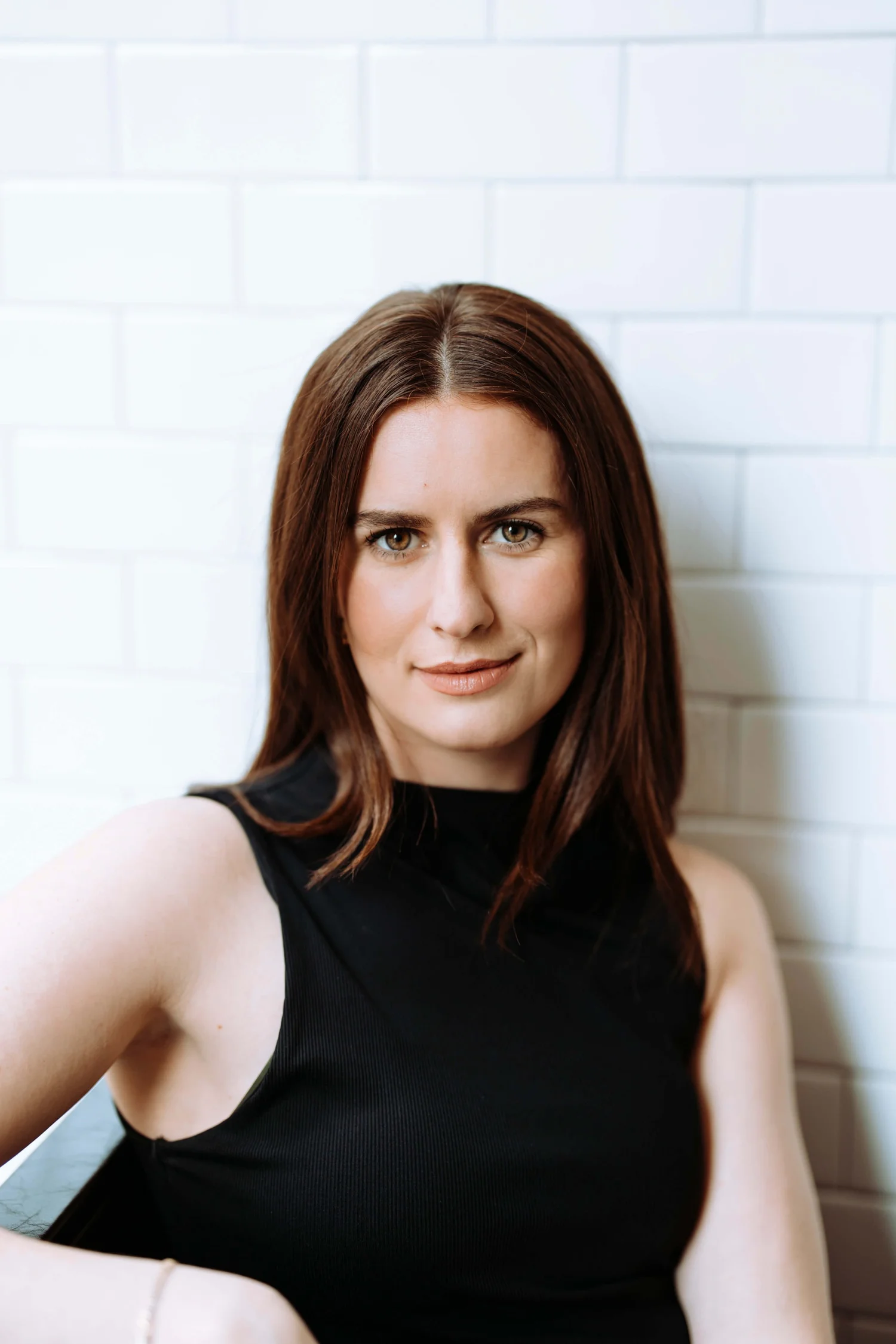 About — Anna Vatuone | Author & Personal Brand Strategist