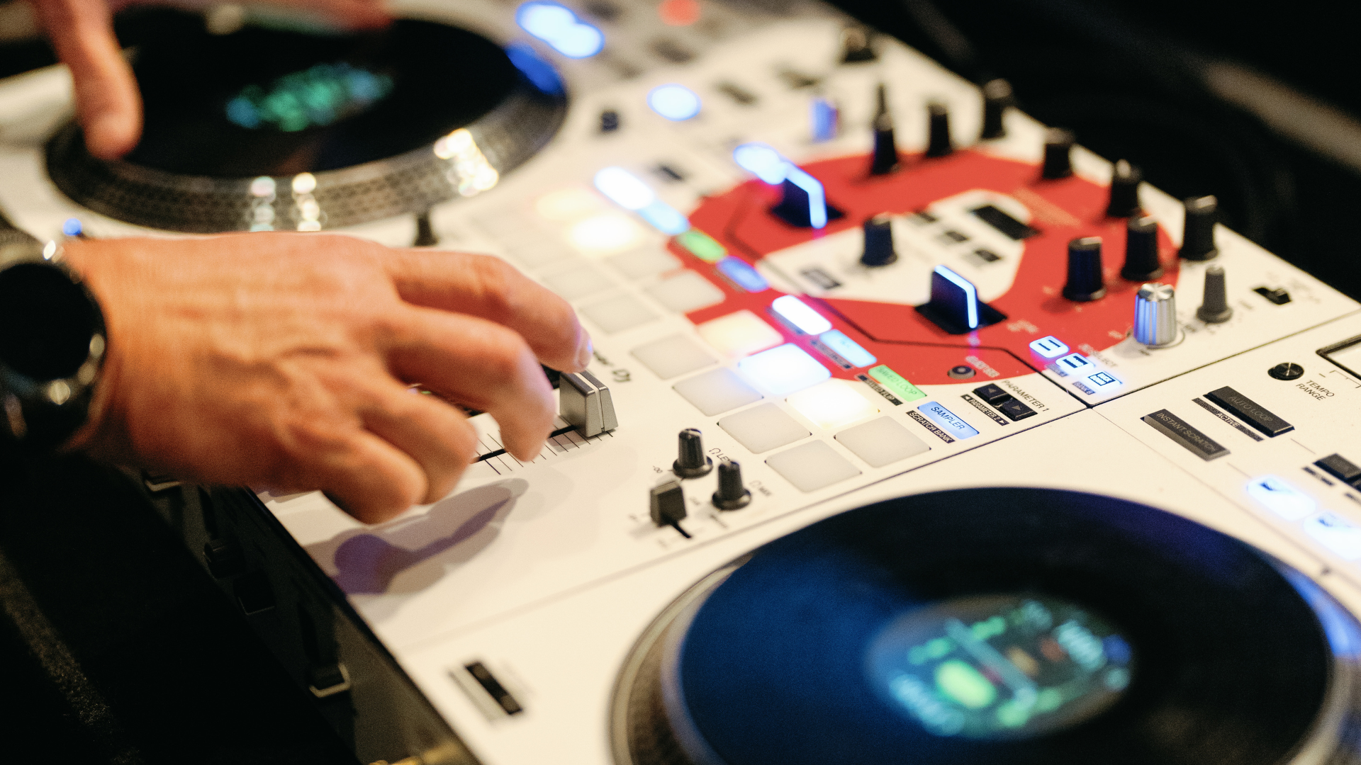 Social & Corporate Event DJ Pricing in Austin, TX | Premier Entertainment