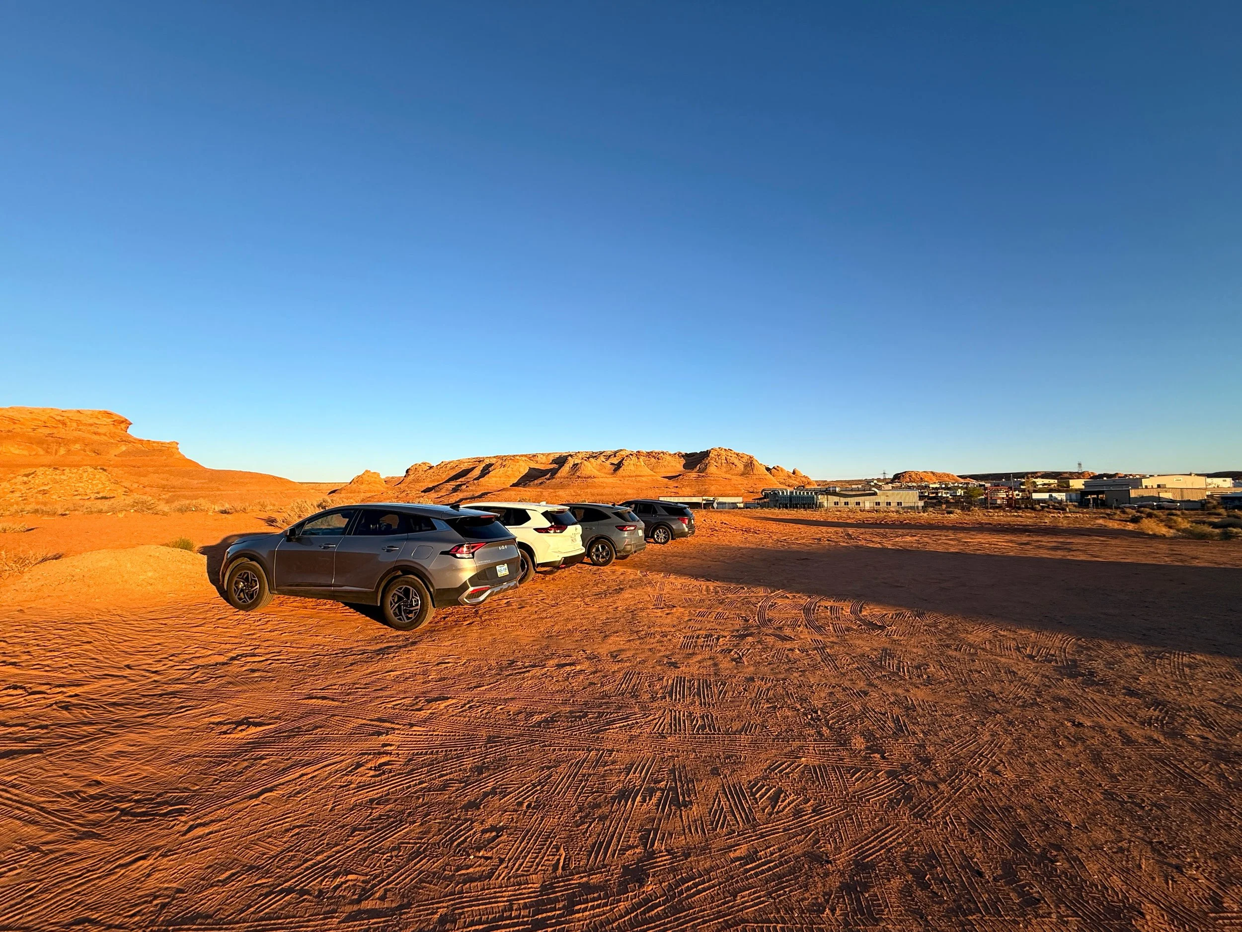 Hiking the Big Lake Sand Cave Trail (Shell Gas Station Cave) in Page ...