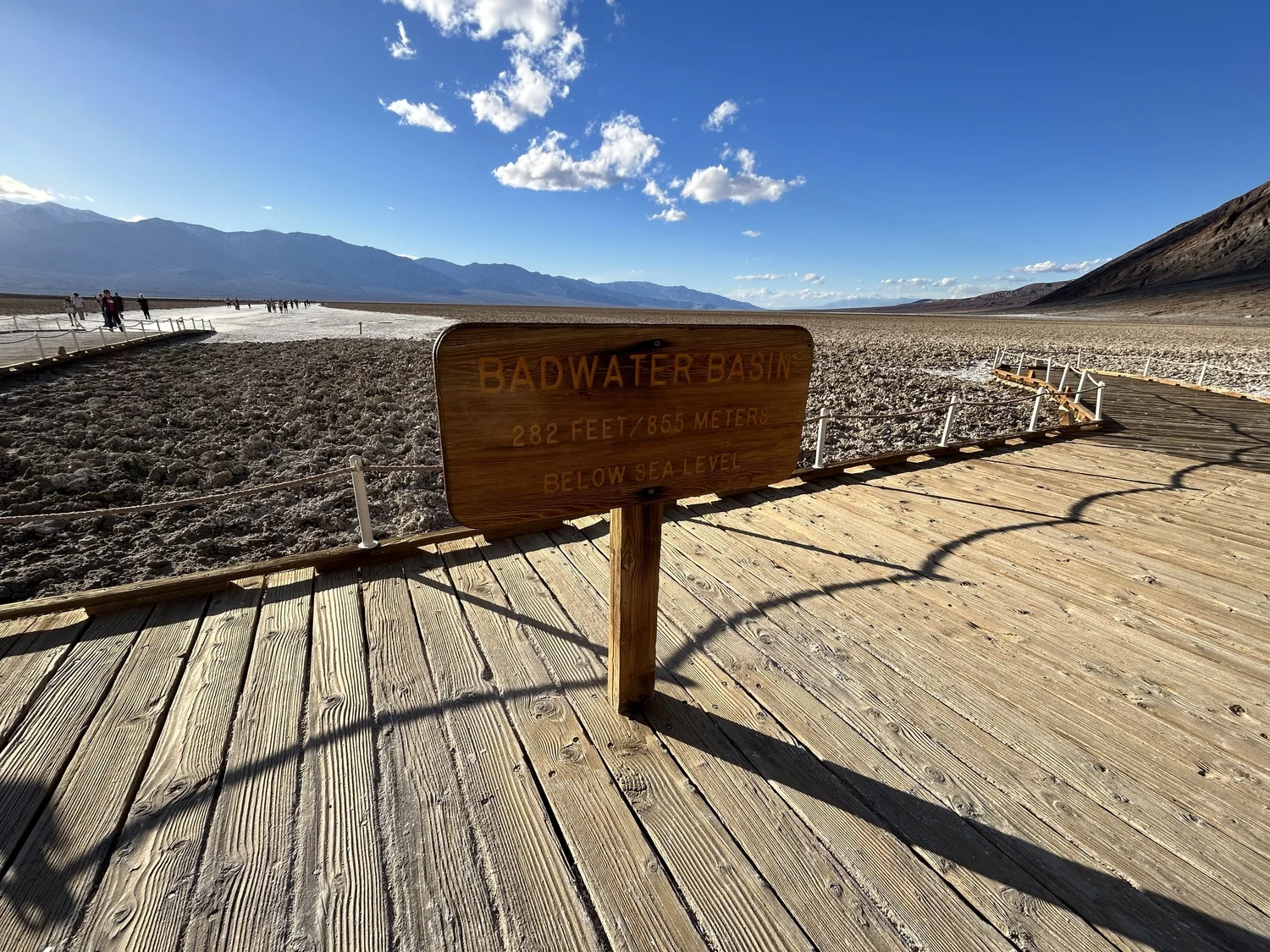 Hiking the Badwater Basin Salt Flats Trail in Death Valley National ...
