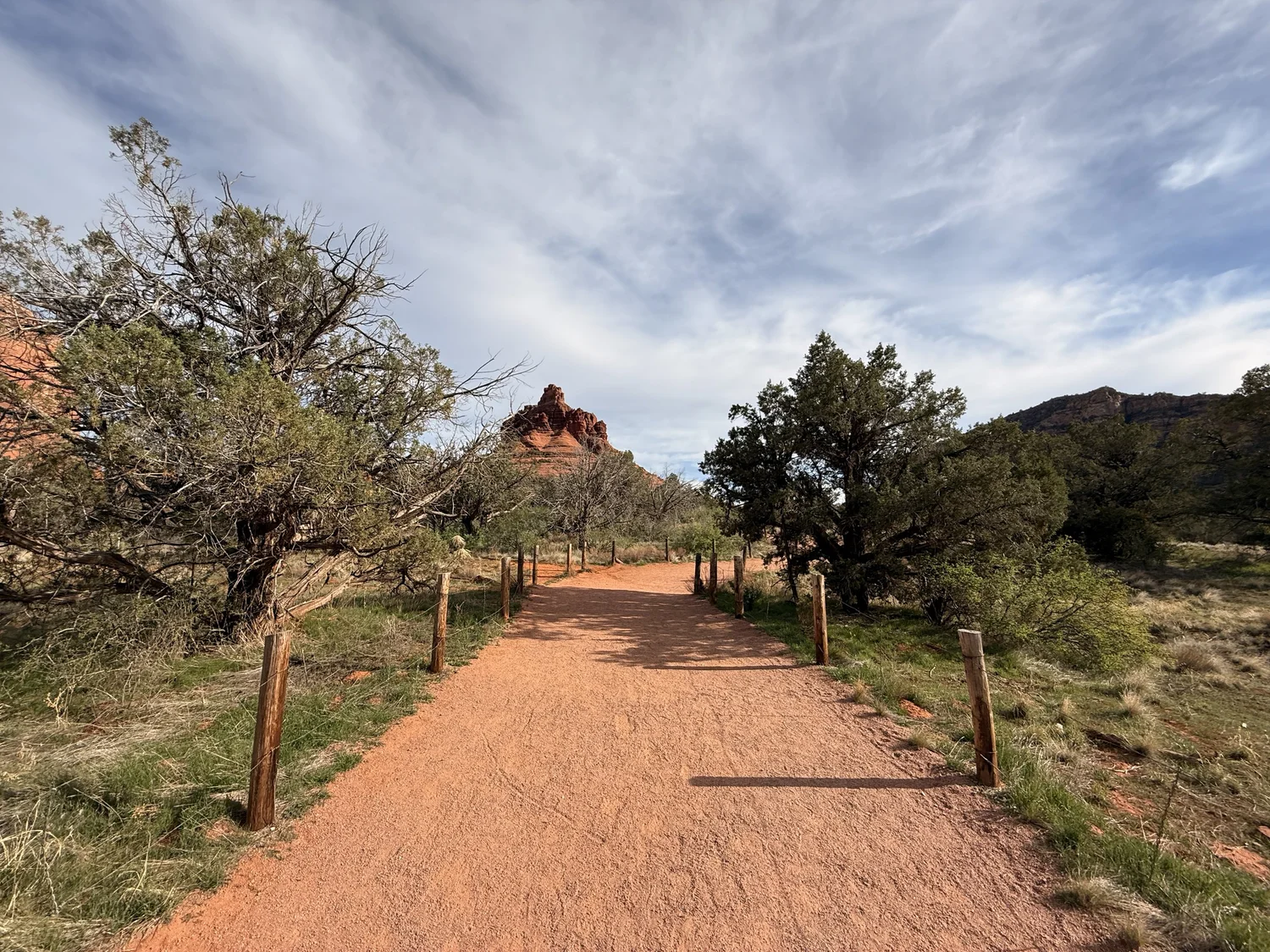 Hiking the Bell Rock Trail in Sedona, Arizona — noahawaii