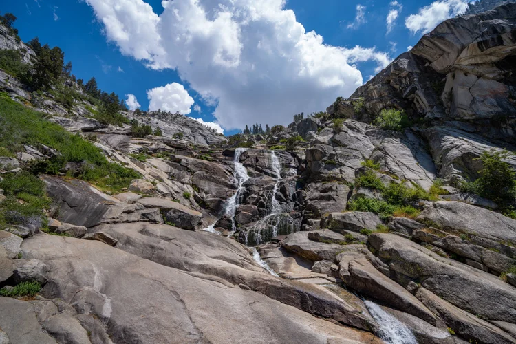 Hiking the Tokopah Falls Trail in Sequoia National Park — noahawaii