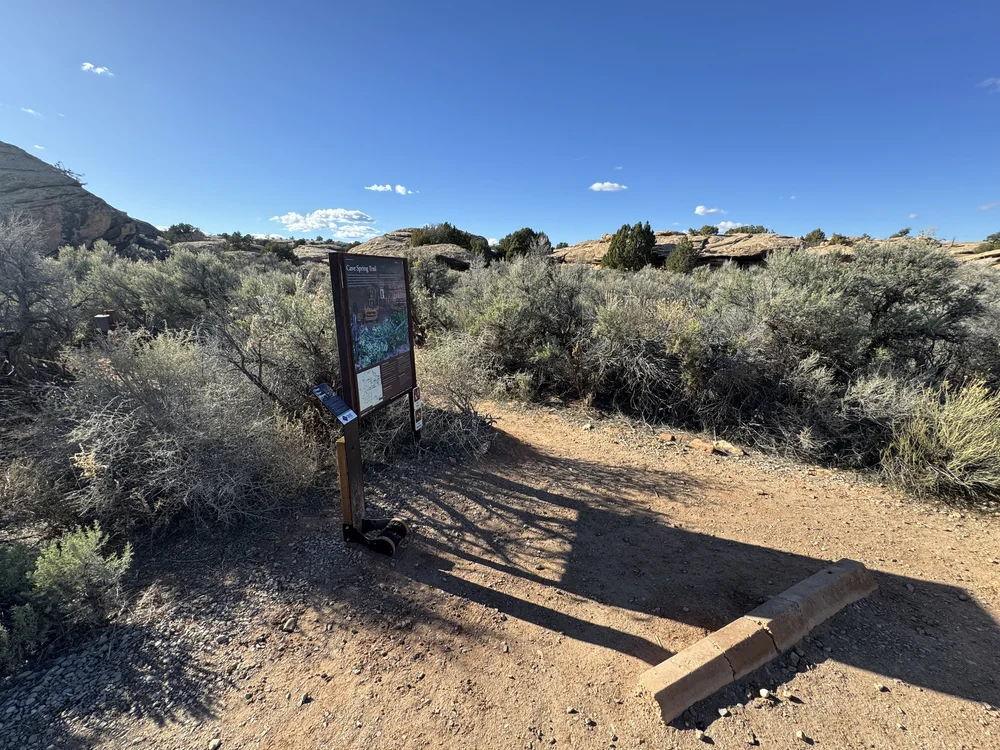 Hiking the Cave Spring Trail in Canyonlands National Park — noahawaii