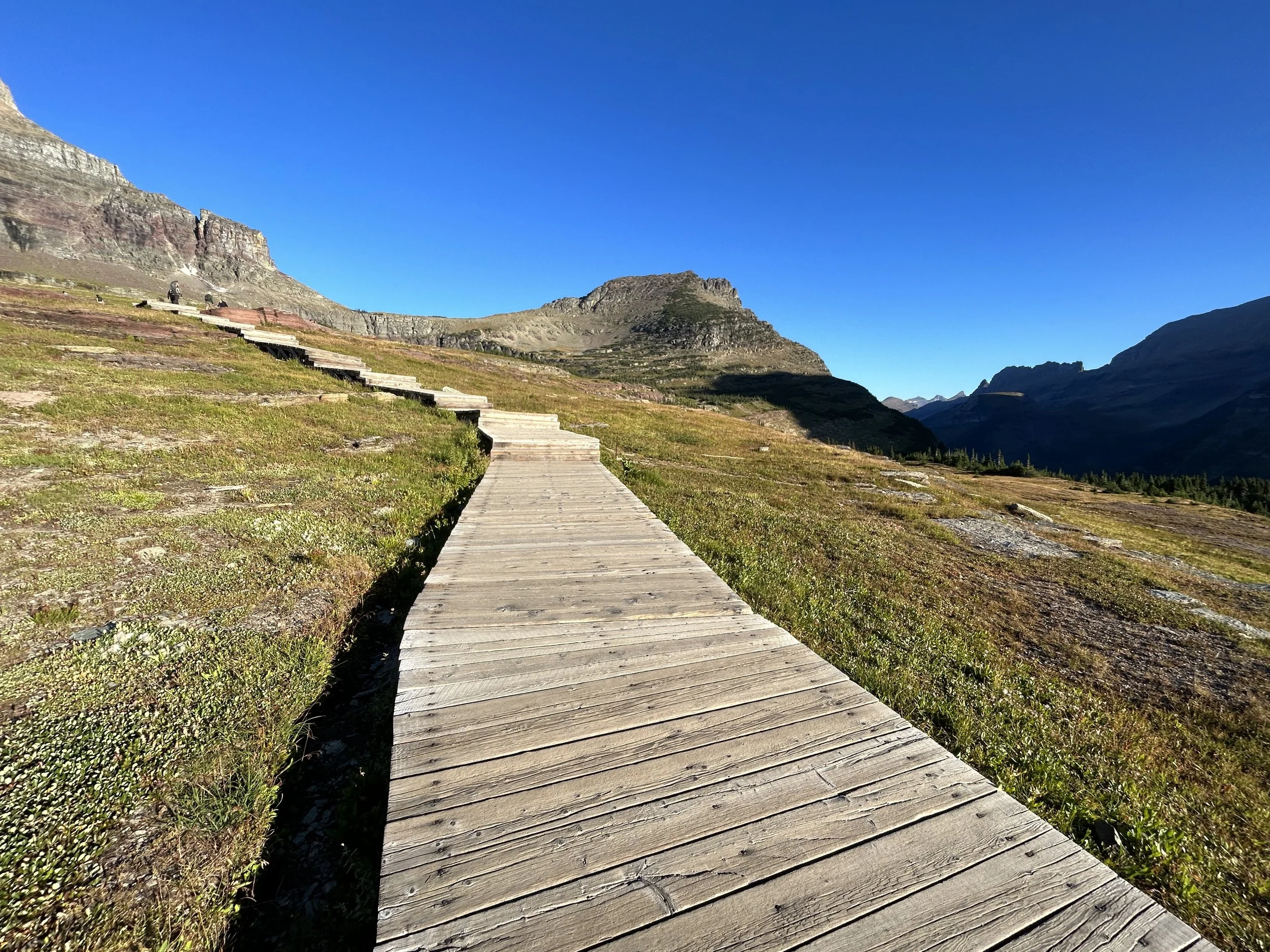 Hiking the Hidden Lake Trail in Glacier National Park — noahawaii