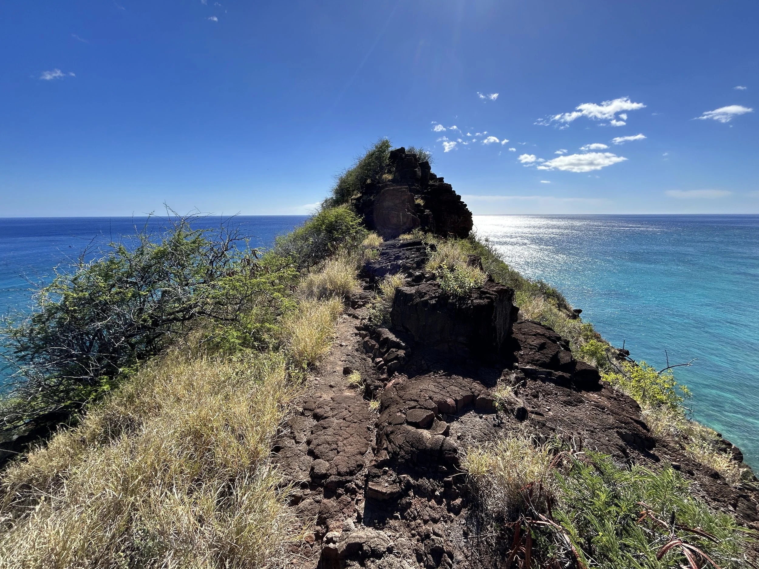 Hiking the Mauna Lahilahi Trail (Turtle Rock) on Oʻahu, Hawaiʻi — noahawaii