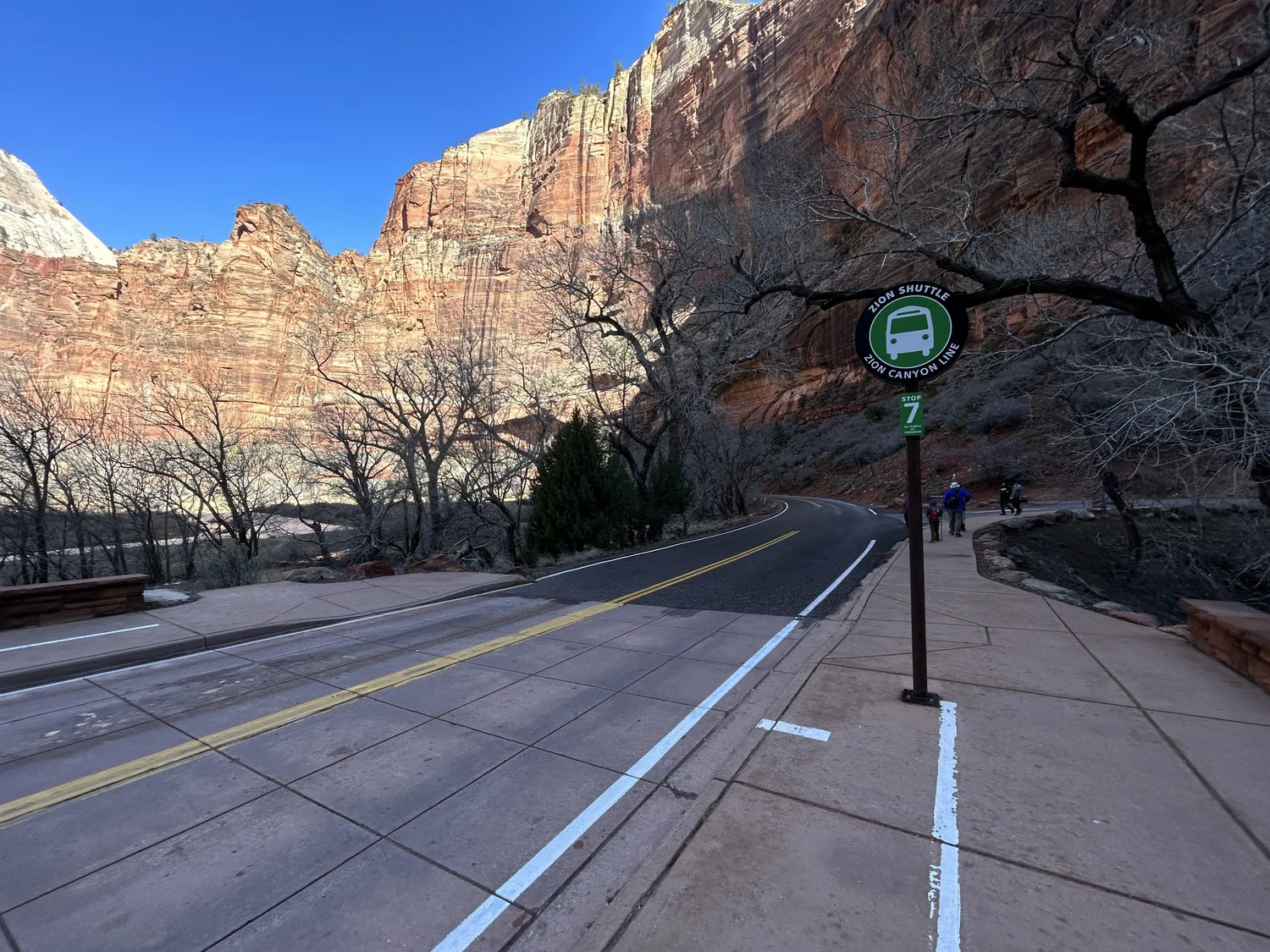 Hiking the Weeping Rock Trail in Zion National Park — noahawaii