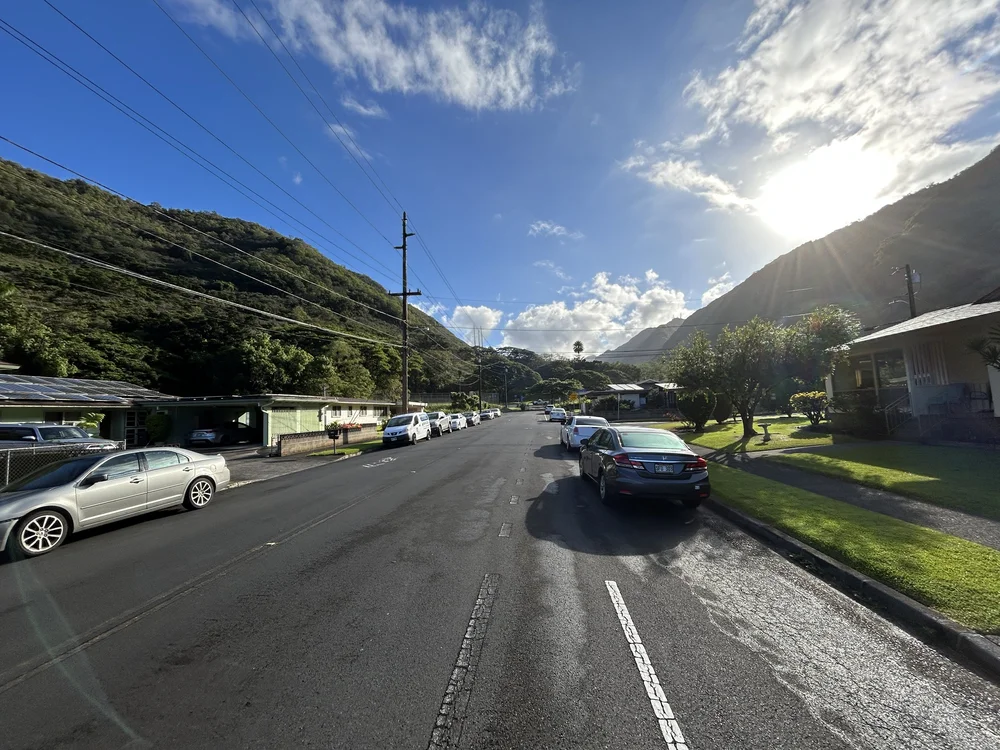 Hiking the Kulanaʻahane Trail to the Moanalua Saddle on Oʻahu, Hawaiʻi ...