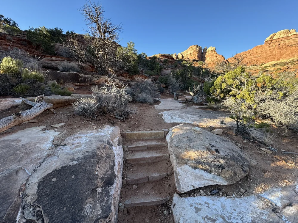 Hiking the Chesler Park Loop Trail in Canyonlands National Park — noahawaii