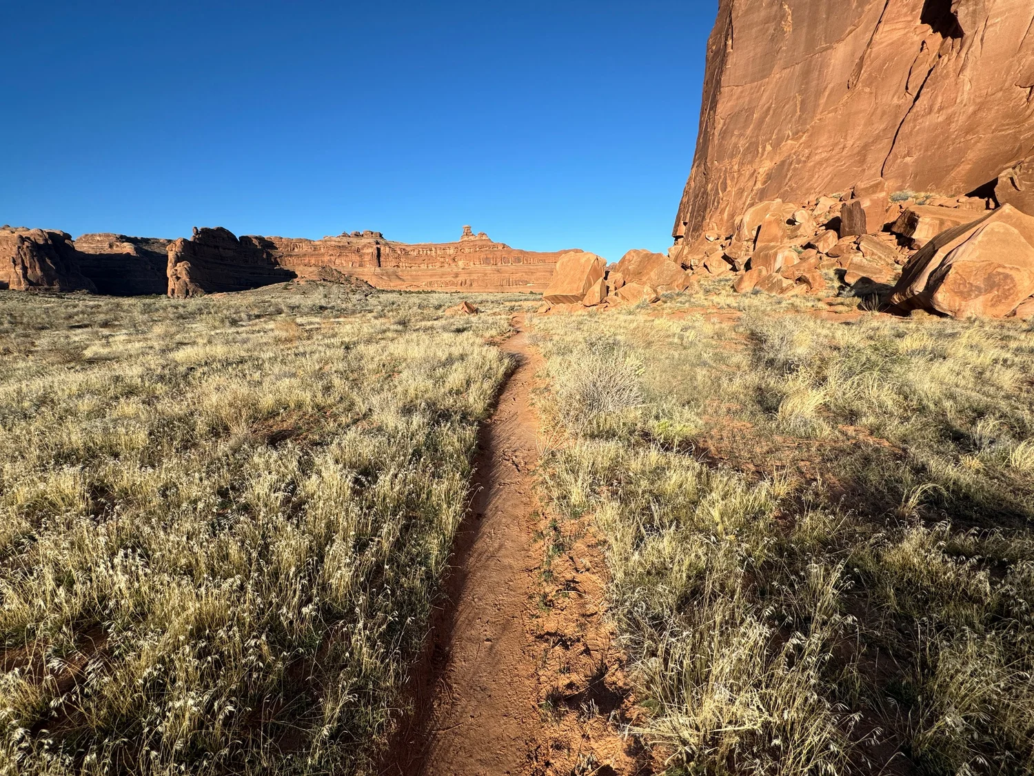 Hiking the Ring Arch Trail in Arches National Park — noahawaii