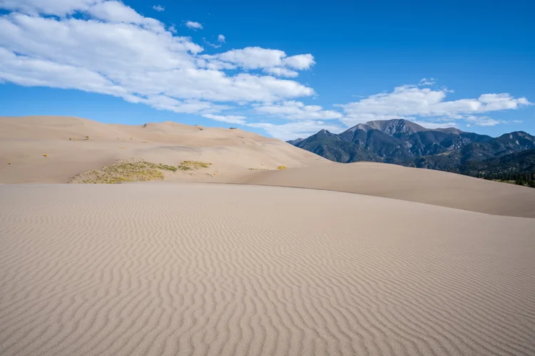 Hiking the Sand Pit Trail in Great Sand Dunes National Park — noahawaii