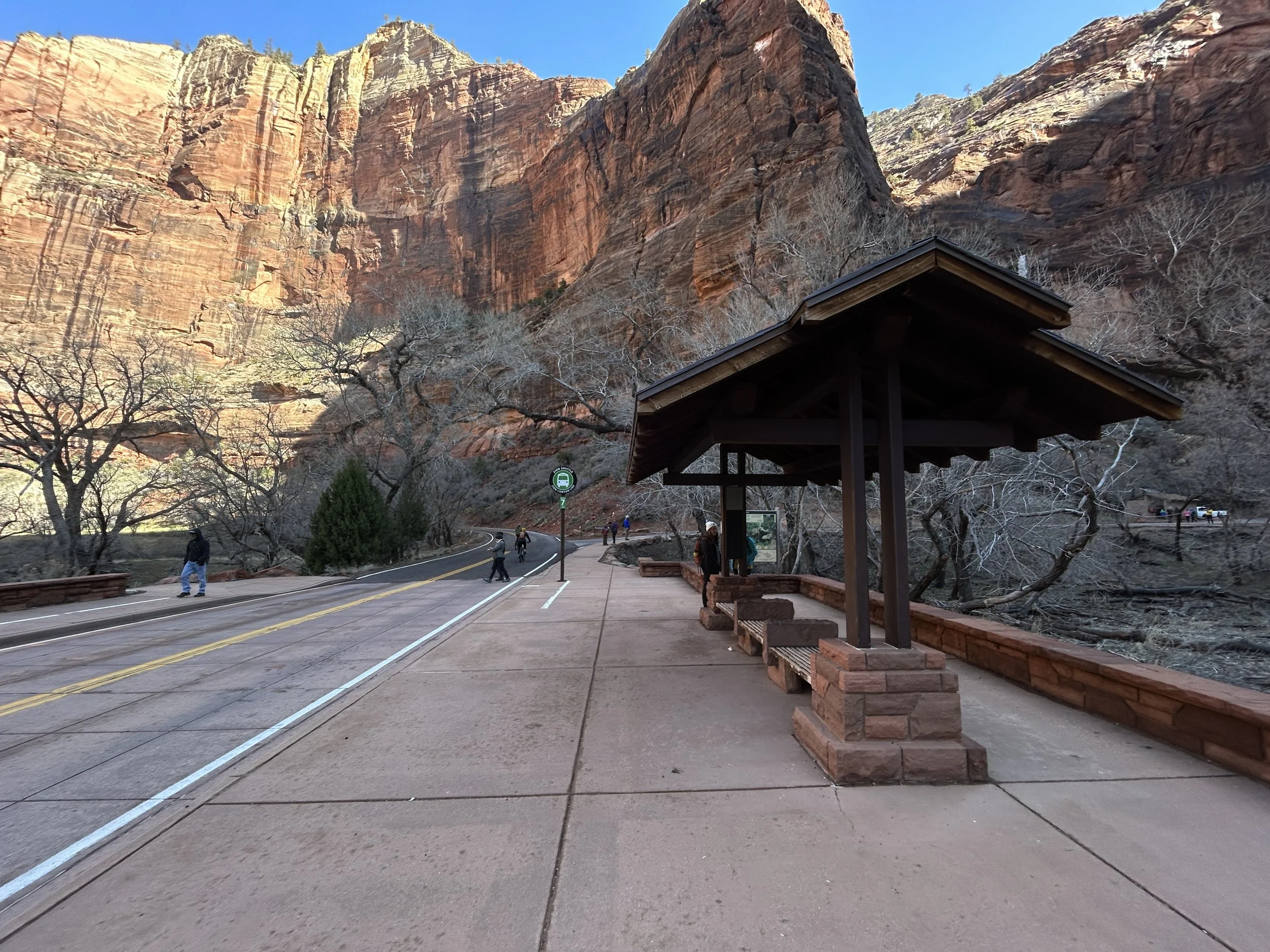 Hiking the Weeping Rock Trail in Zion National Park — noahawaii