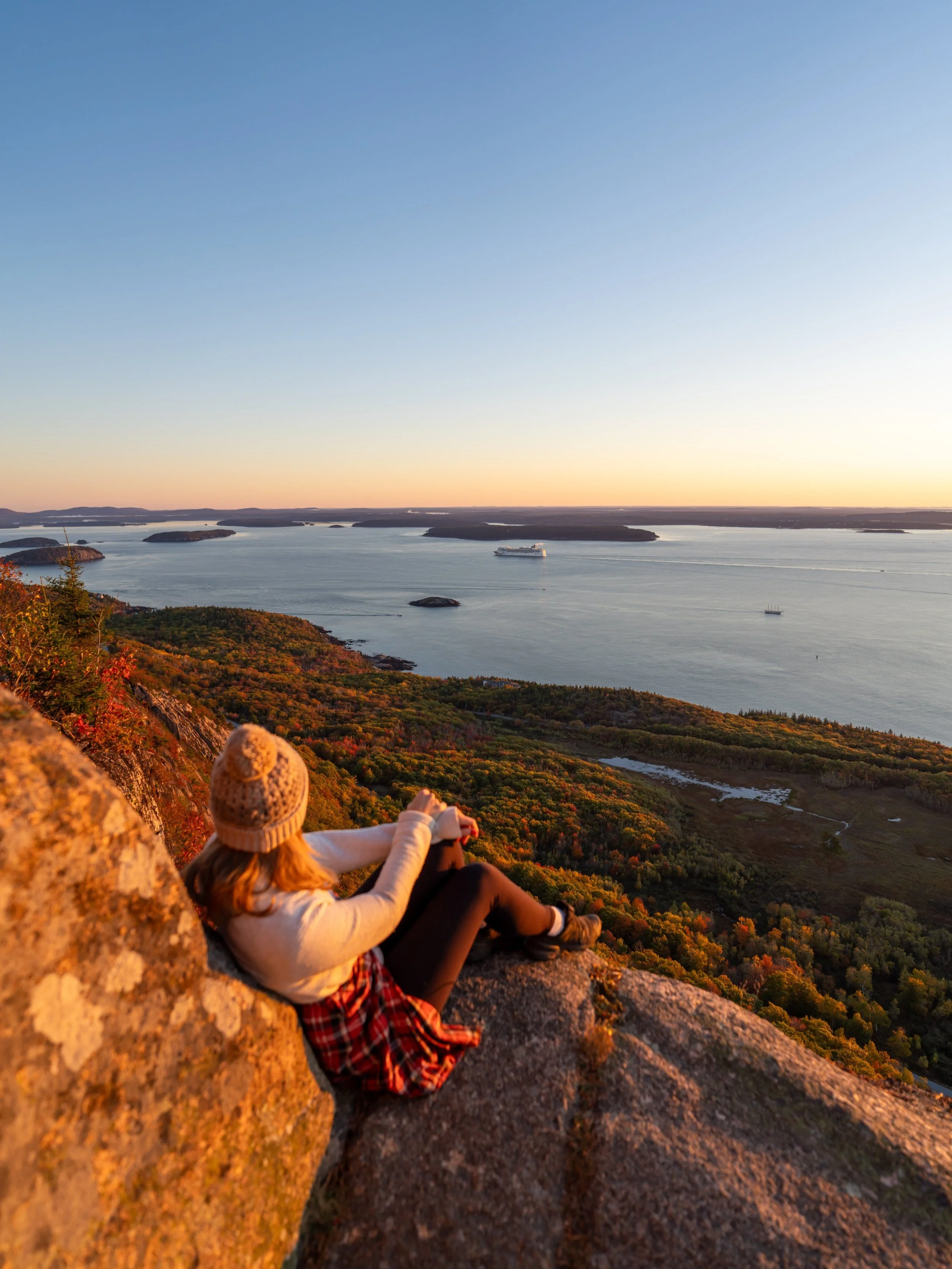 Hiking the Precipice Trail to Champlain Mountain in Acadia National ...