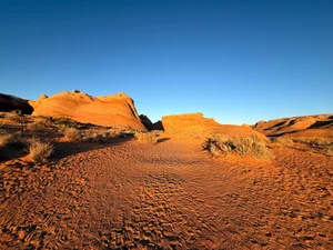 Hiking the Big Lake Sand Cave Trail (Shell Gas Station Cave) in Page ...