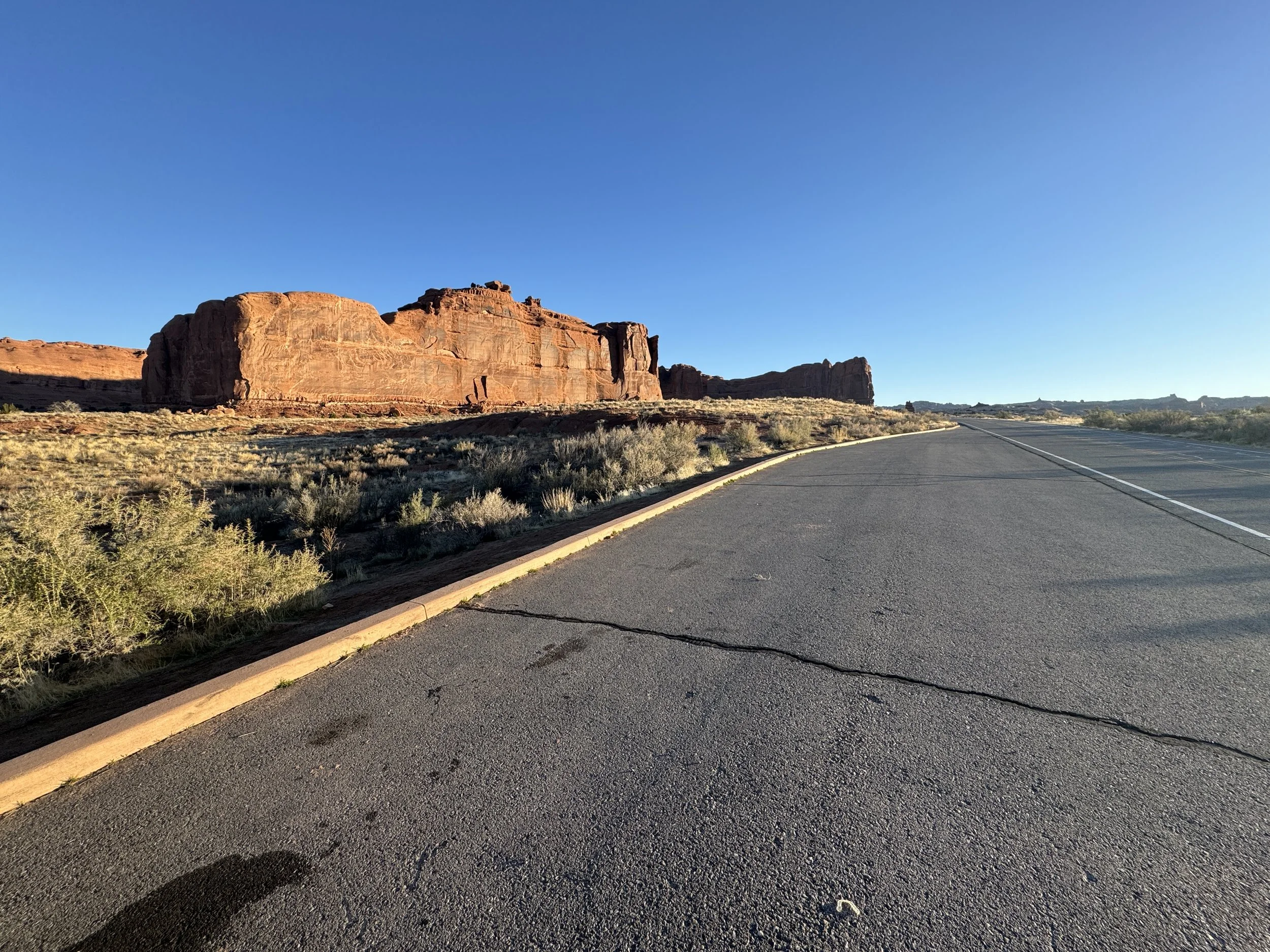 Hiking the Ring Arch Trail in Arches National Park — noahawaii
