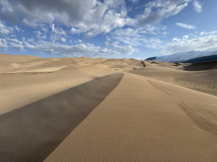 Hiking the Star Dune Trail in Great Sand Dunes National Park — noahawaii