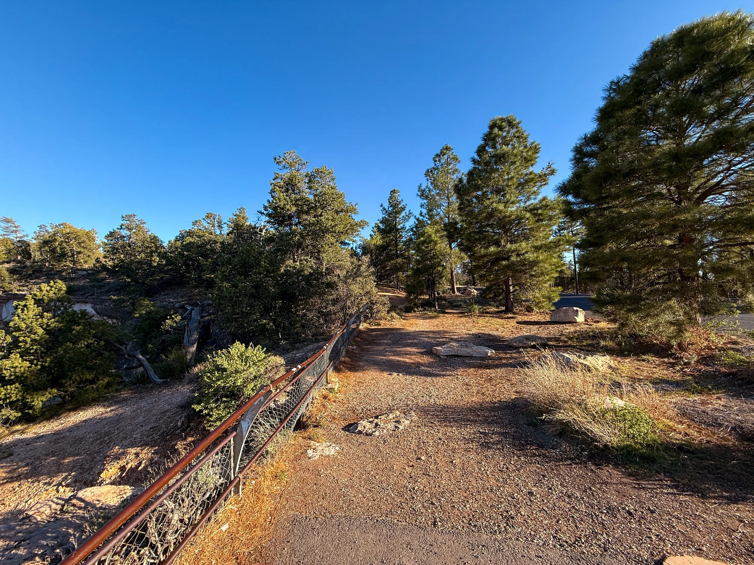 Hiking the Duck on a Rock Trail in Grand Canyon National Park — noahawaii