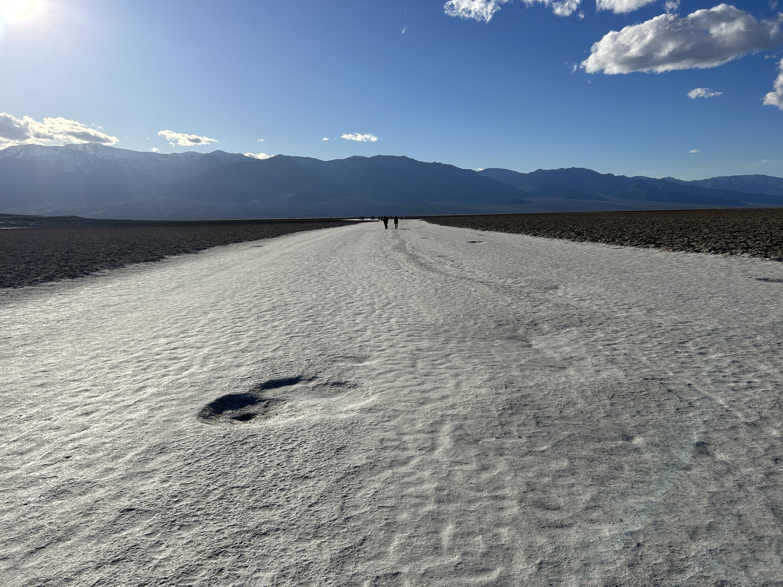 Hiking the Badwater Basin Salt Flats Trail in Death Valley National ...