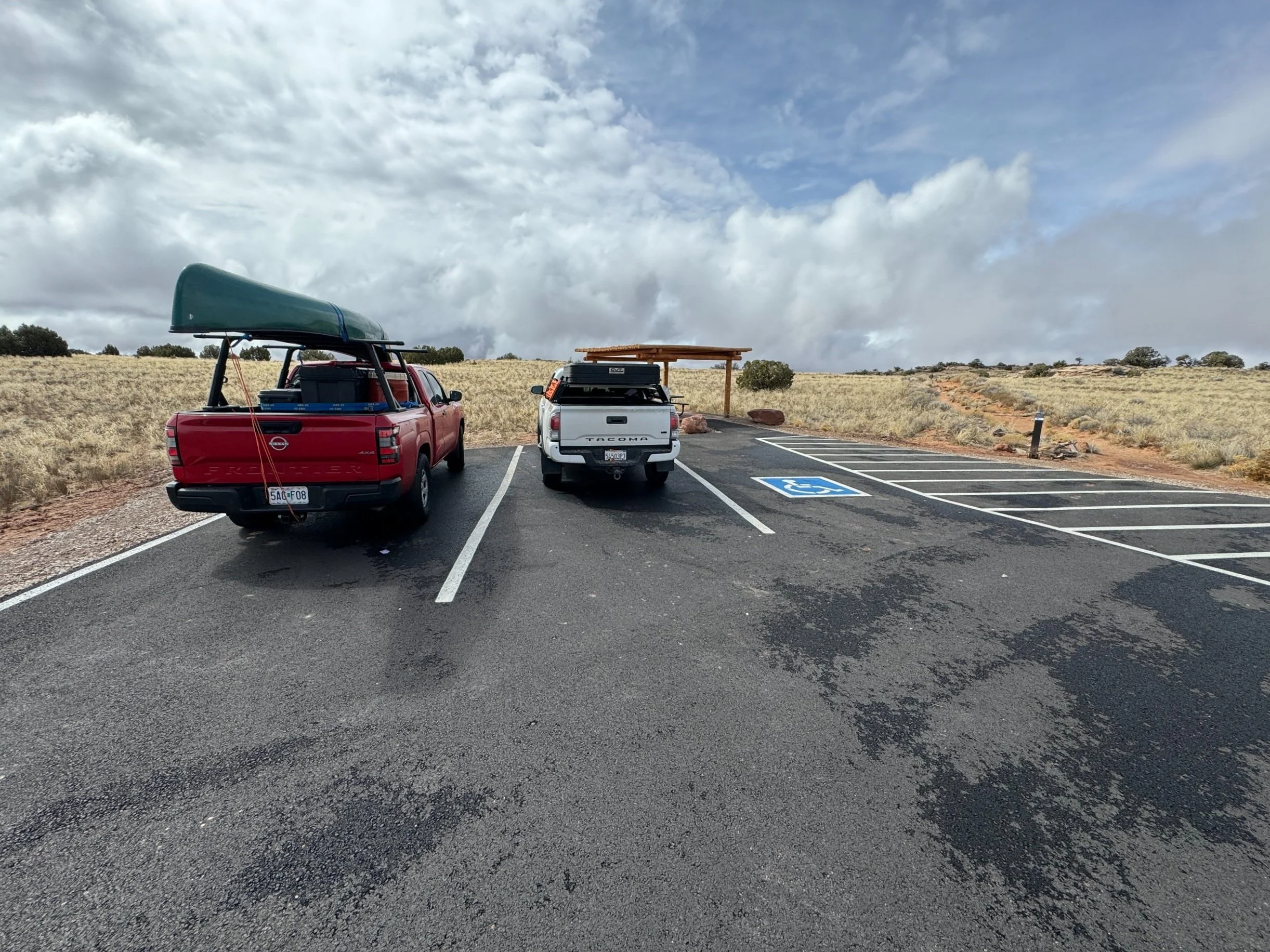 Hiking the Murphy Point Trail in Canyonlands National Park — noahawaii