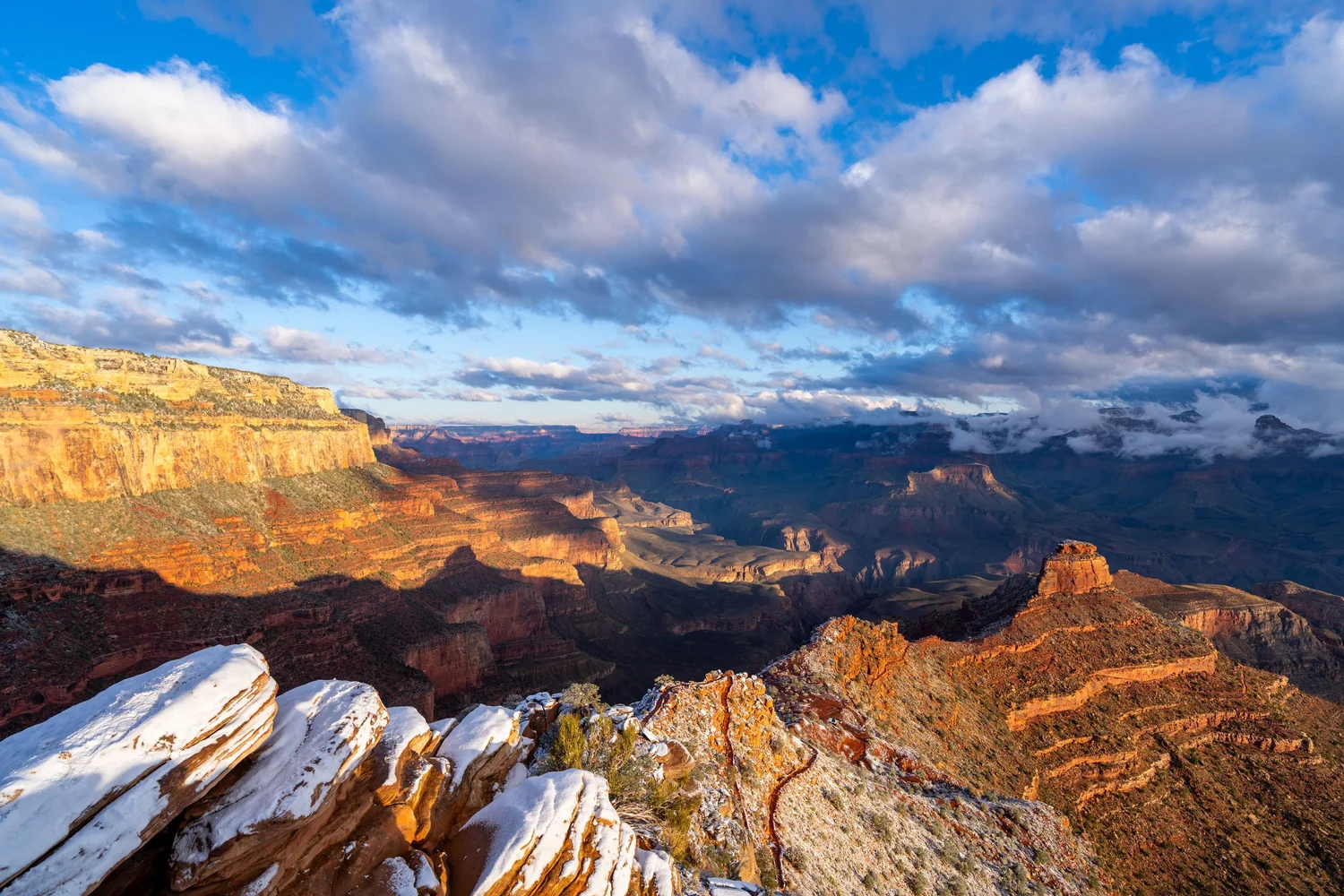 Hiking the South Kaibab Trail to Ooh Aah Point in Grand Canyon National ...