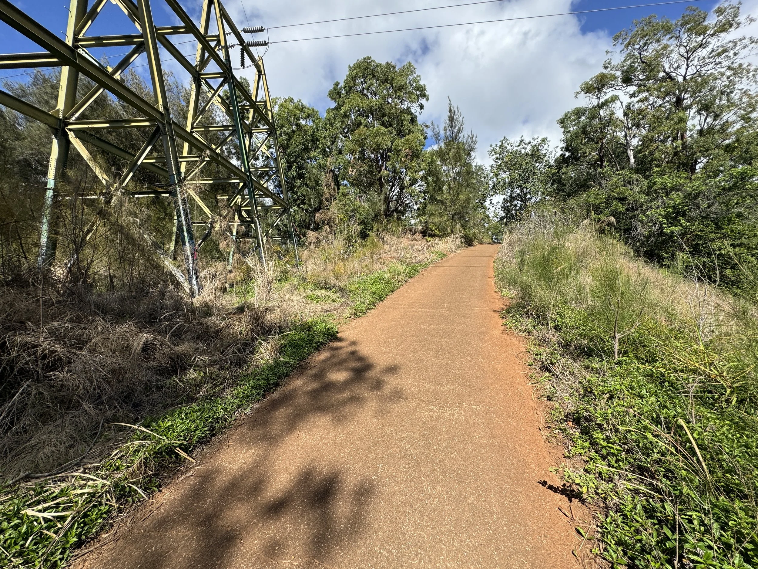 Hiking the Waimano Falls Trail on Oʻahu, Hawaiʻi — noahawaii