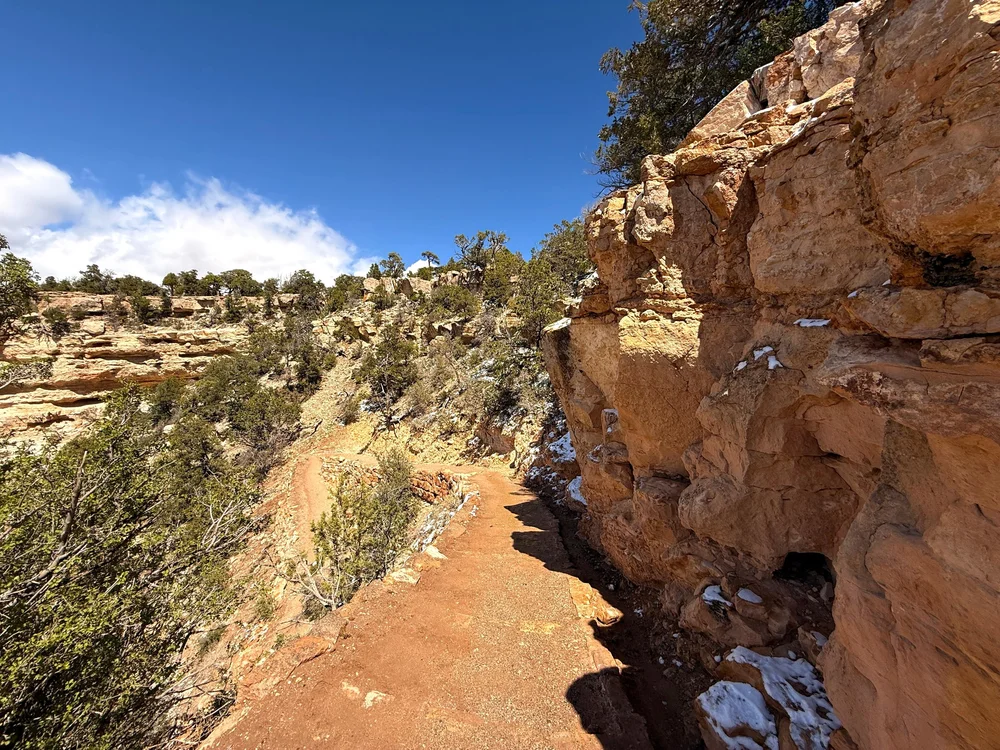Hiking the Rim to Rim Trail (South Kaibab to North Kaibab) in Grand ...