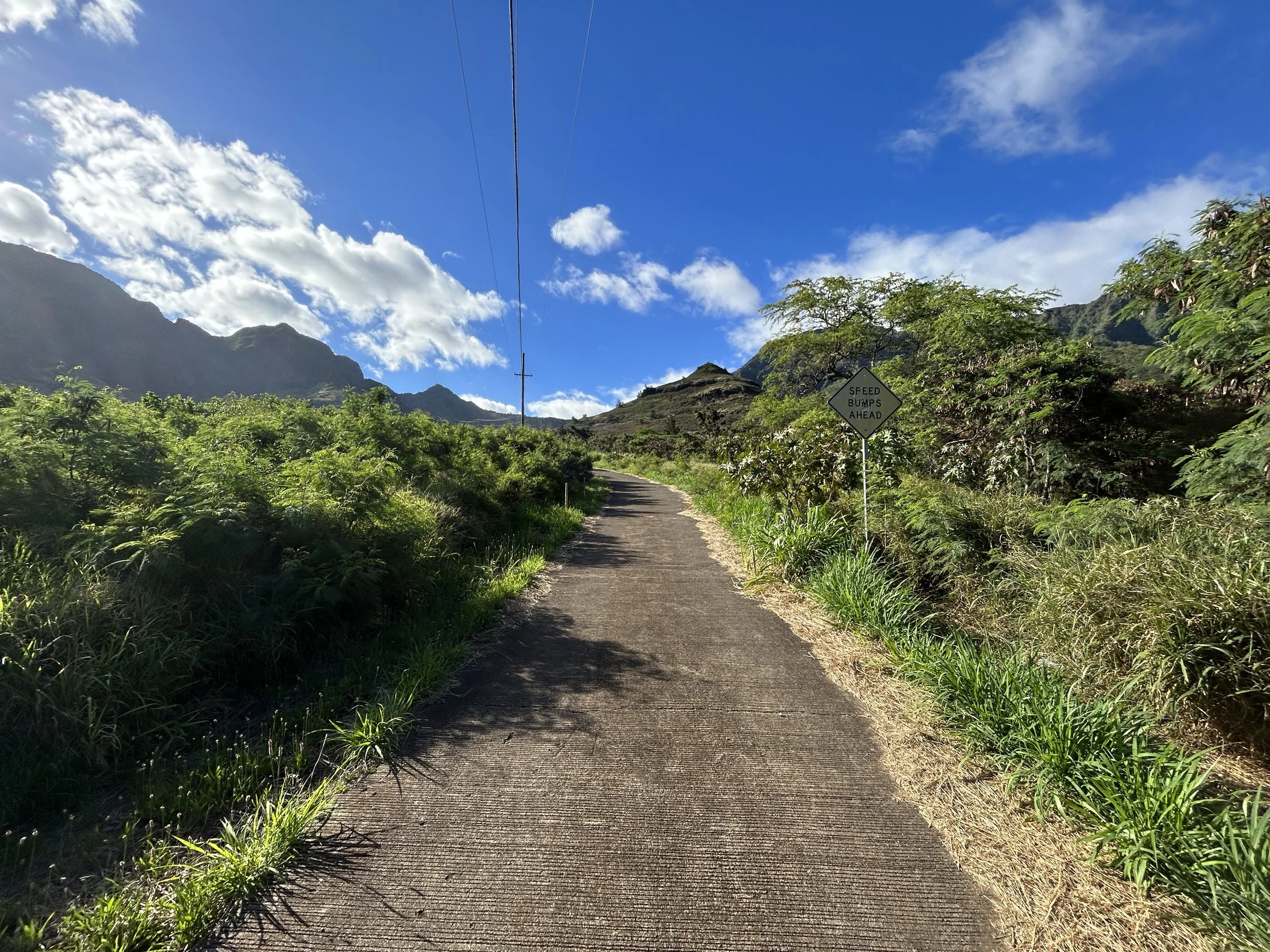 Hiking the Lualualei Lookout Trail on Oʻahu, Hawaiʻi — noahawaii