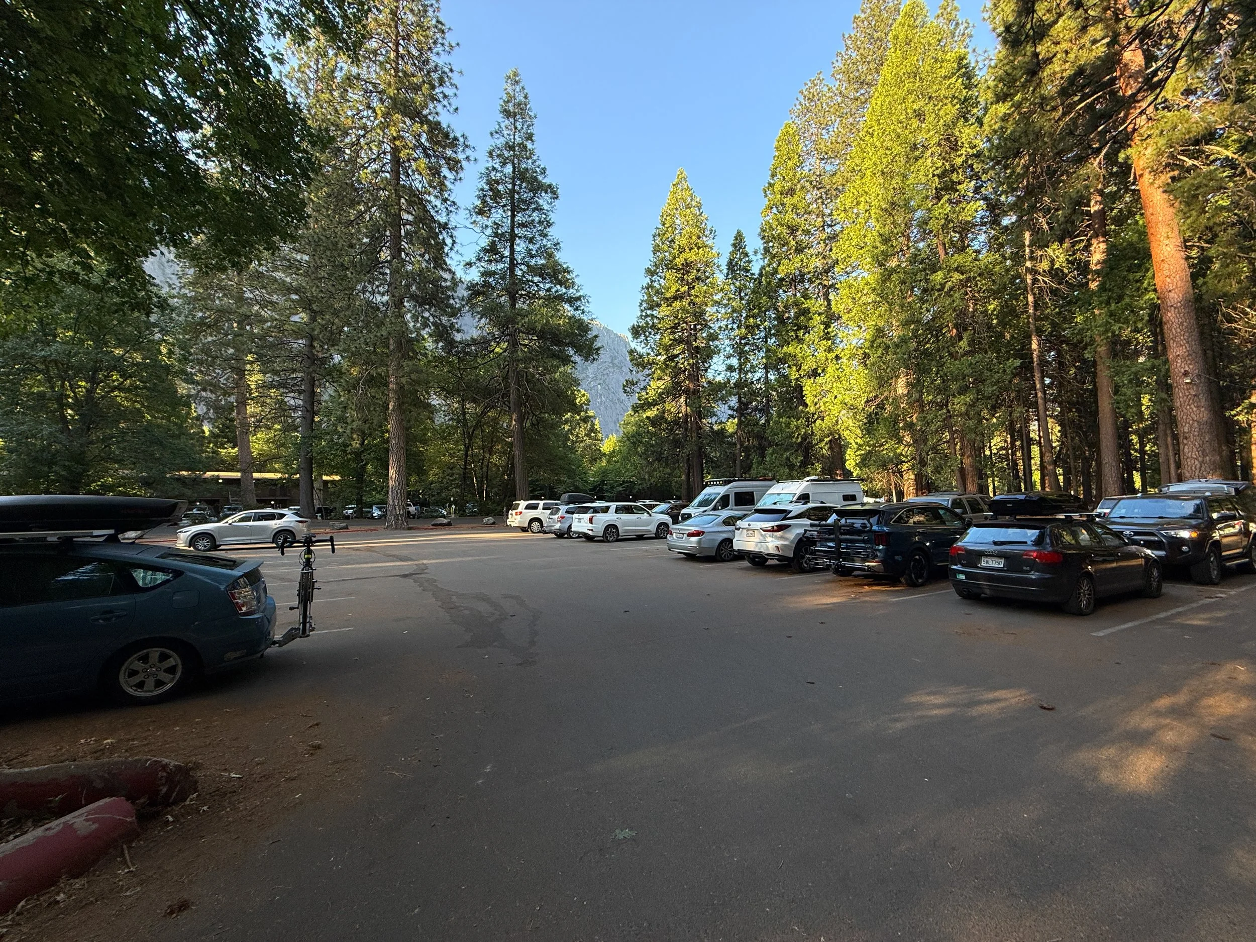 Hiking the Yosemite Valley Loop Trail in Yosemite National Park — noahawaii