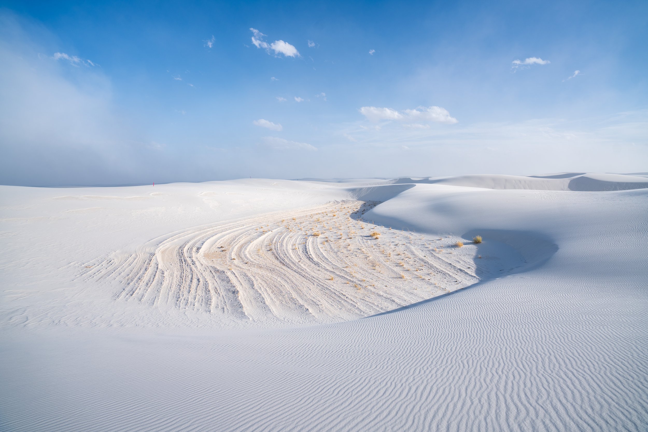 Hiking the Alkali Flat Trail in White Sands National Park — noahawaii