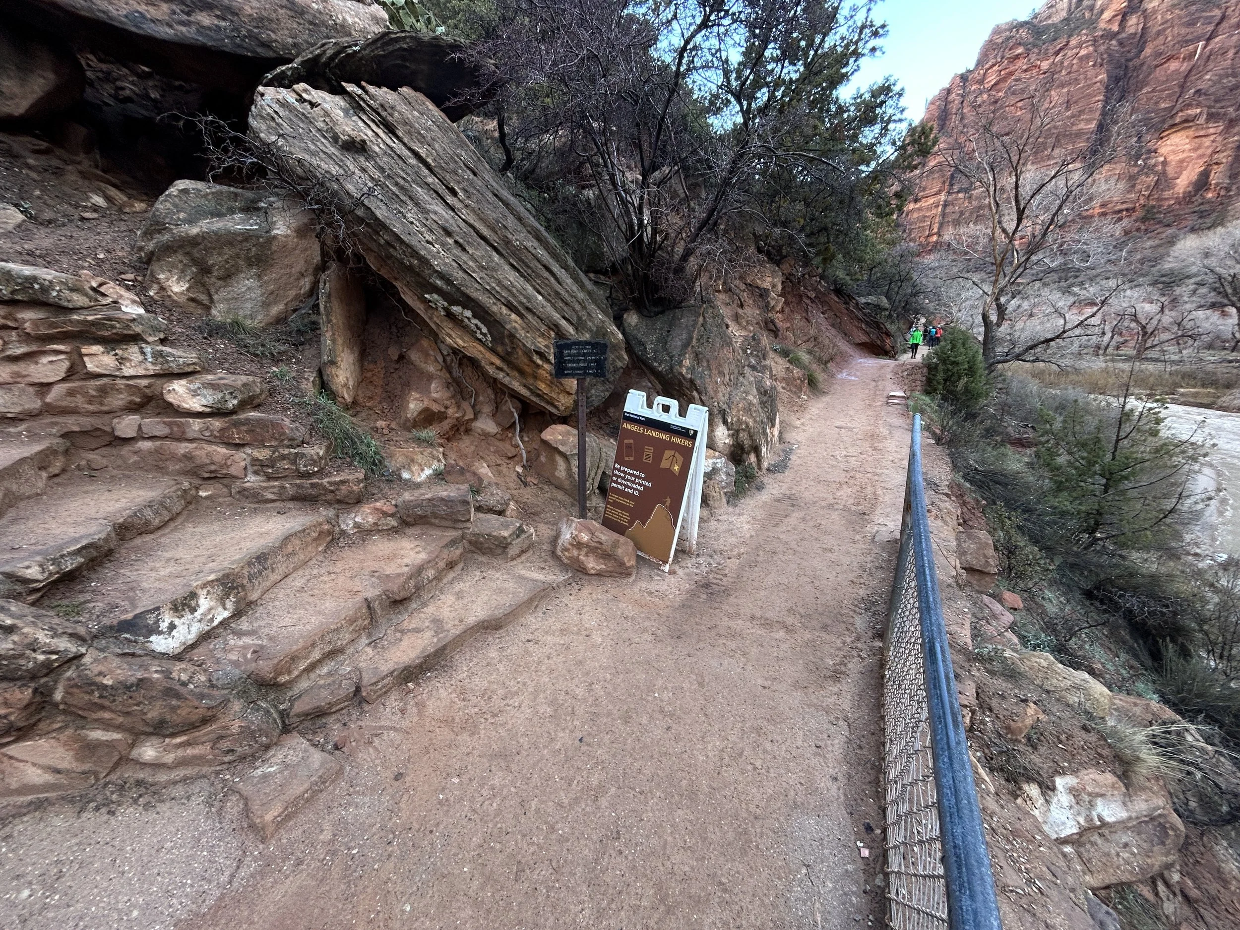 Hiking the Angels Landing Trail in Zion National Park — noahawaii