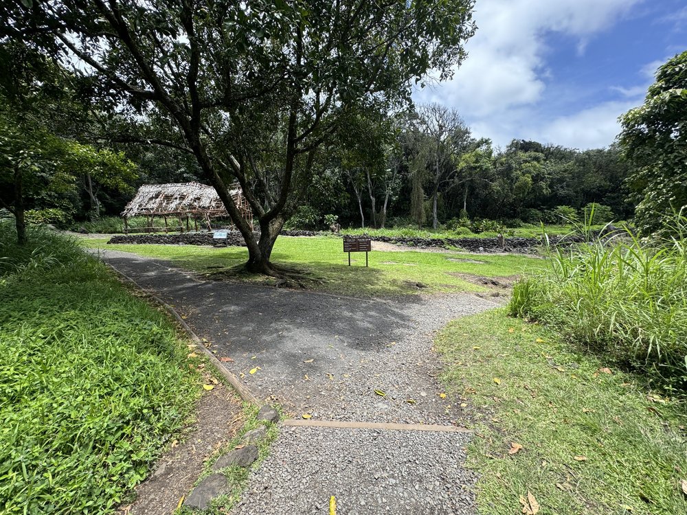 Hiking the Pīpīwai Trail to Waimoku Falls in Haleakalā National Park on ...