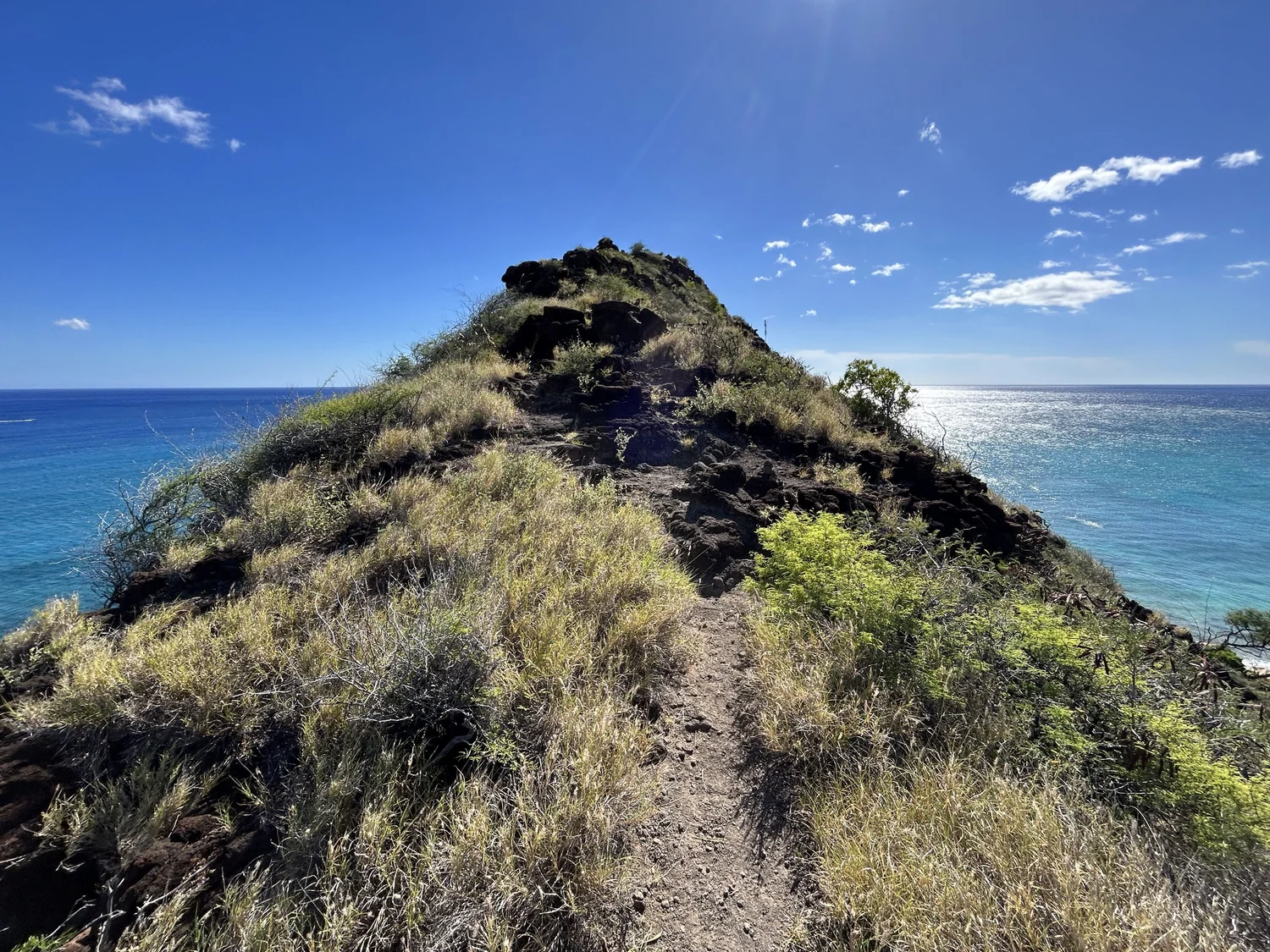 Hiking the Mauna Lahilahi Trail (Turtle Rock) on Oʻahu, Hawaiʻi — noahawaii