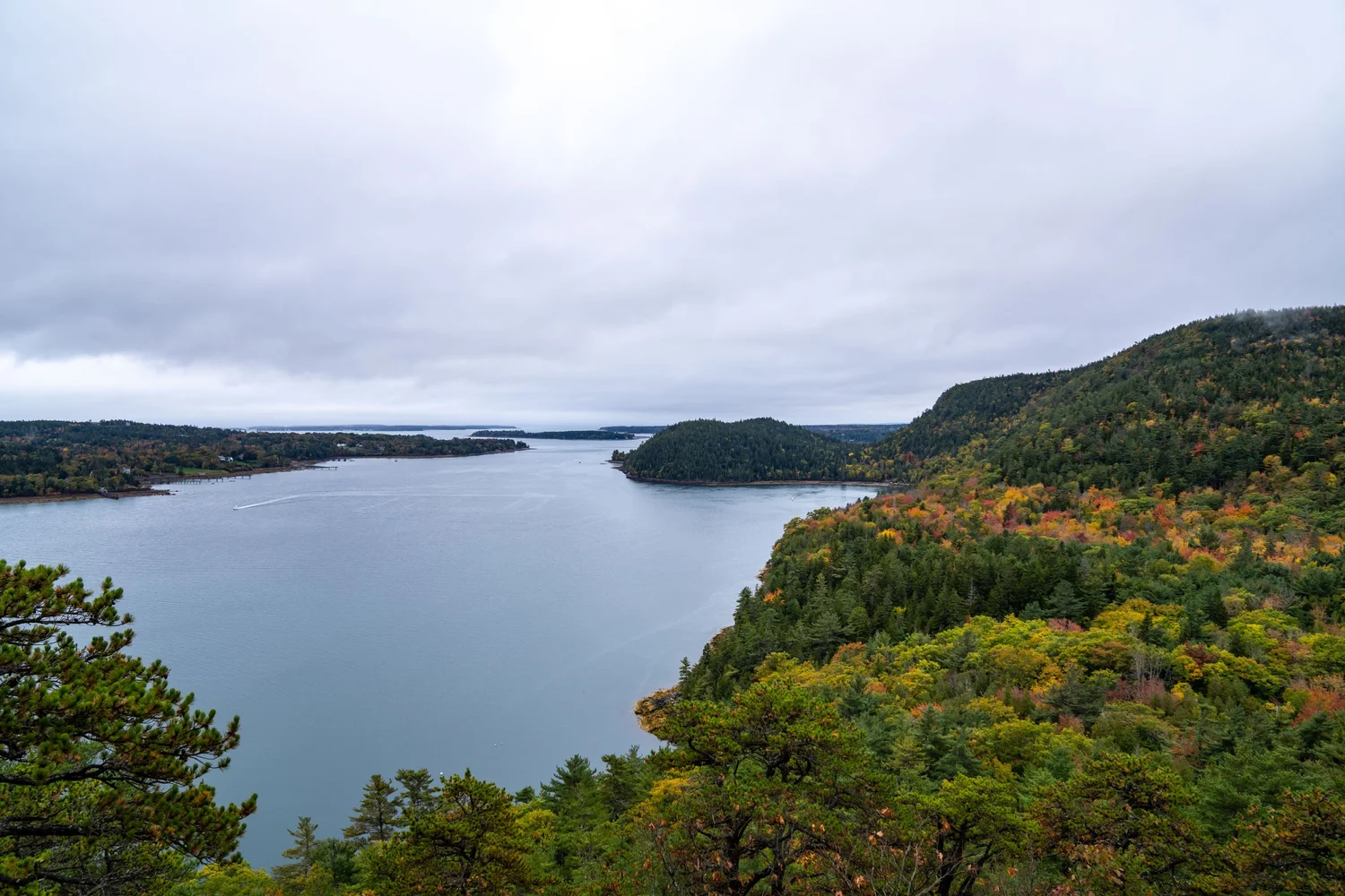 Hiking the Acadia Mountain Trail in Acadia National Park — noahawaii