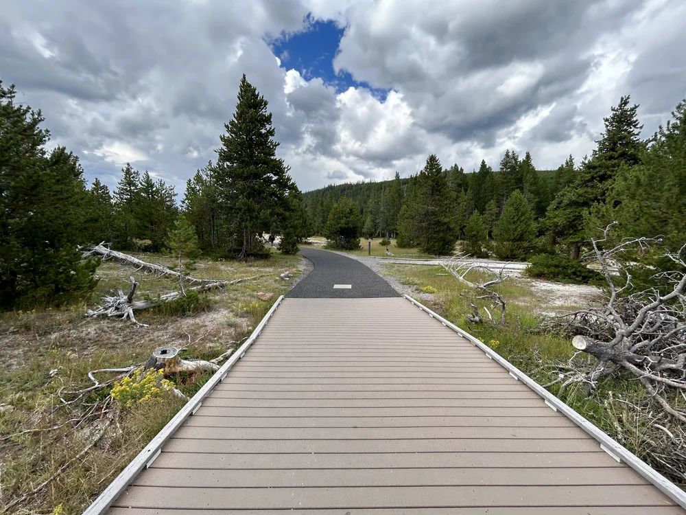Hiking the Observation Point Trail in Yellowstone National Park — noahawaii