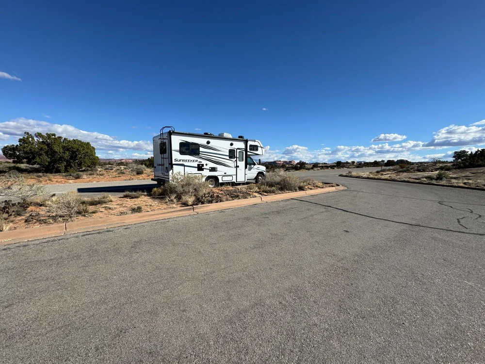 Hiking the Pothole Point Trail in Canyonlands National Park — noahawaii