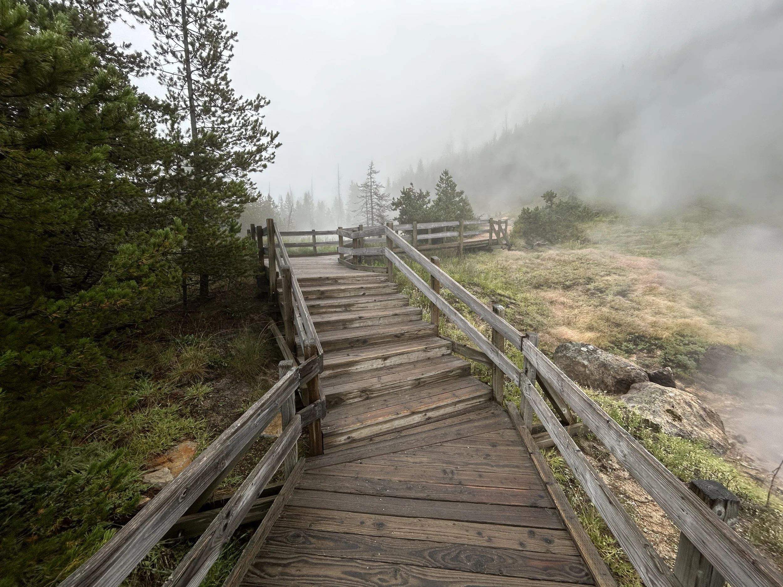 Hiking the Artists’ Paintpot Trail in Yellowstone National Park — noahawaii