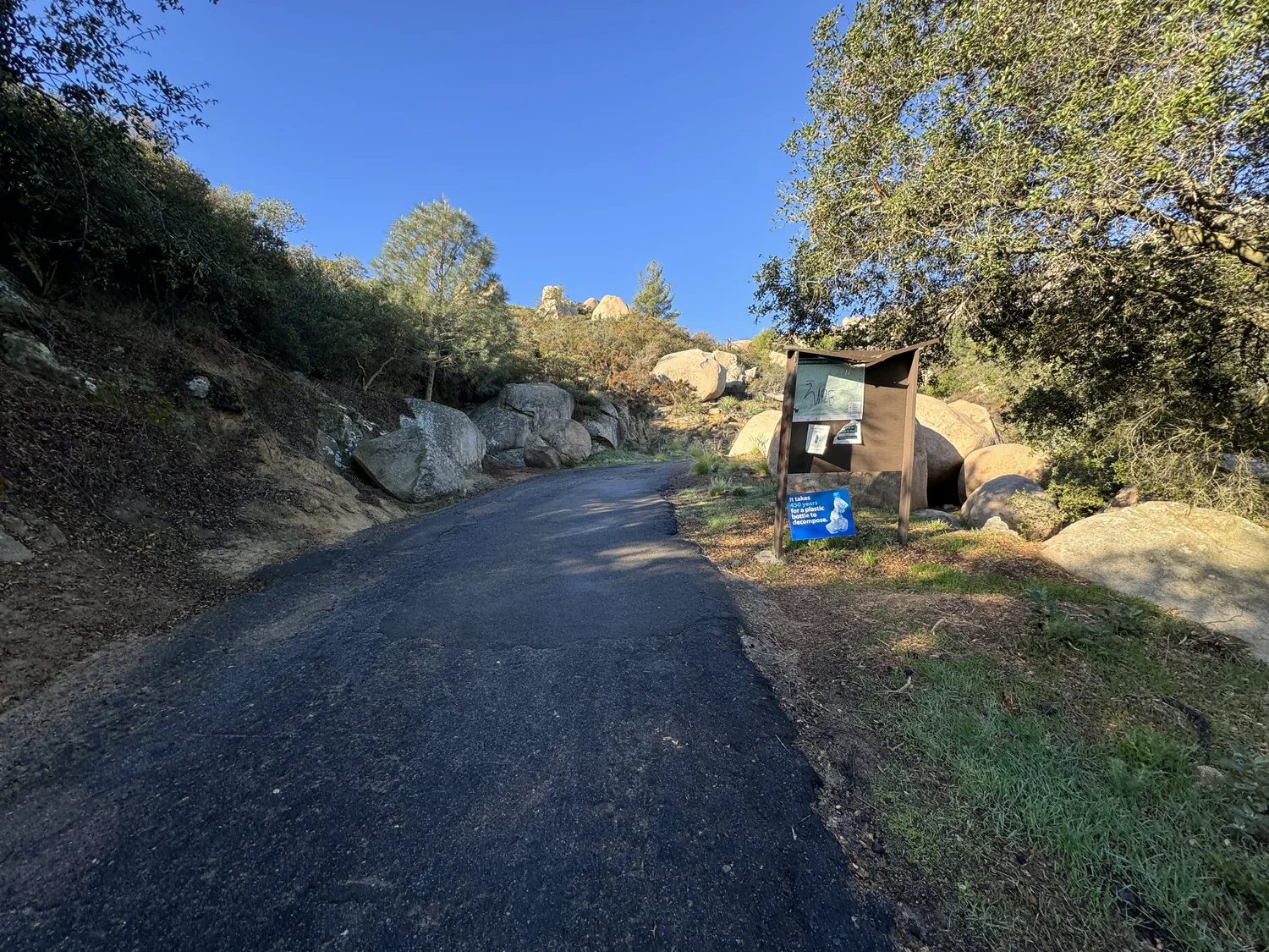 Hiking the Potato Chip Rock Trail (Mt. Woodson) via Highway 67 in San ...