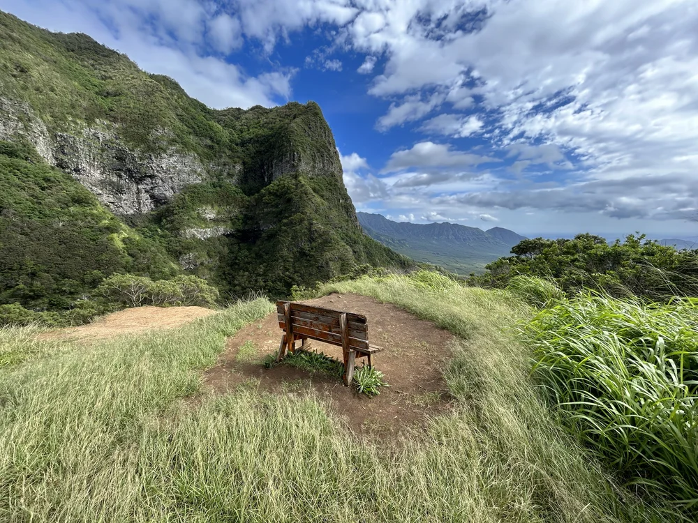 Hiking the Kolekole Trail to Puʻu Hapapa on Oʻahu, Hawaiʻi — noahawaii