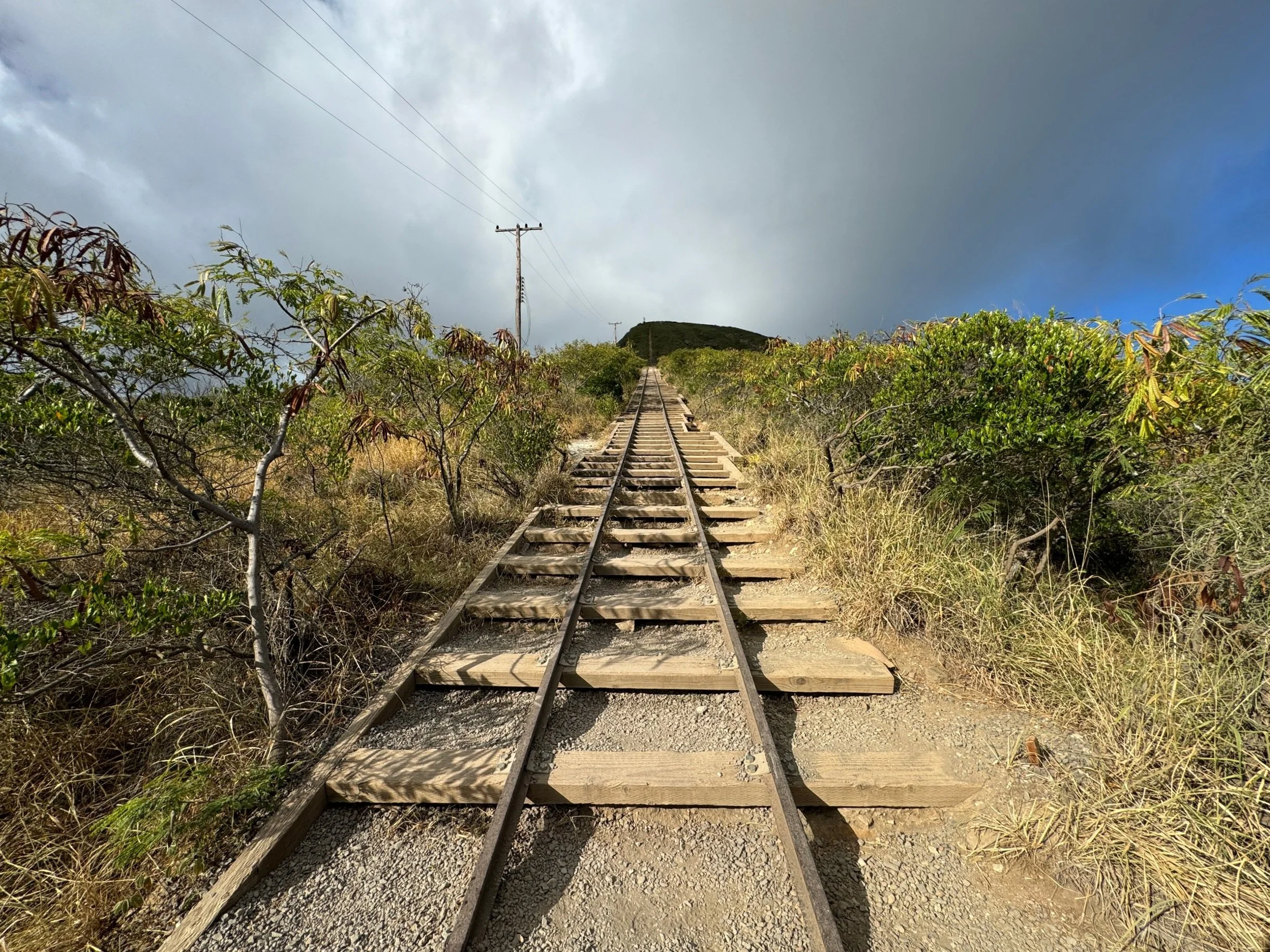 Hiking the Koko Crater Stairs on Oʻahu, Hawaiʻi — noahawaii