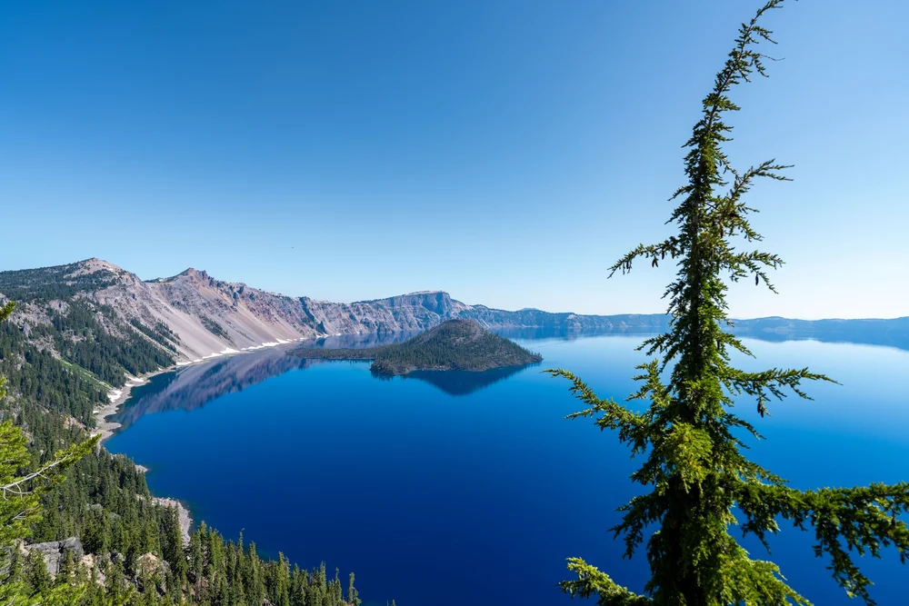 Hiking the Discovery Point Trail in Crater Lake National Park — noahawaii