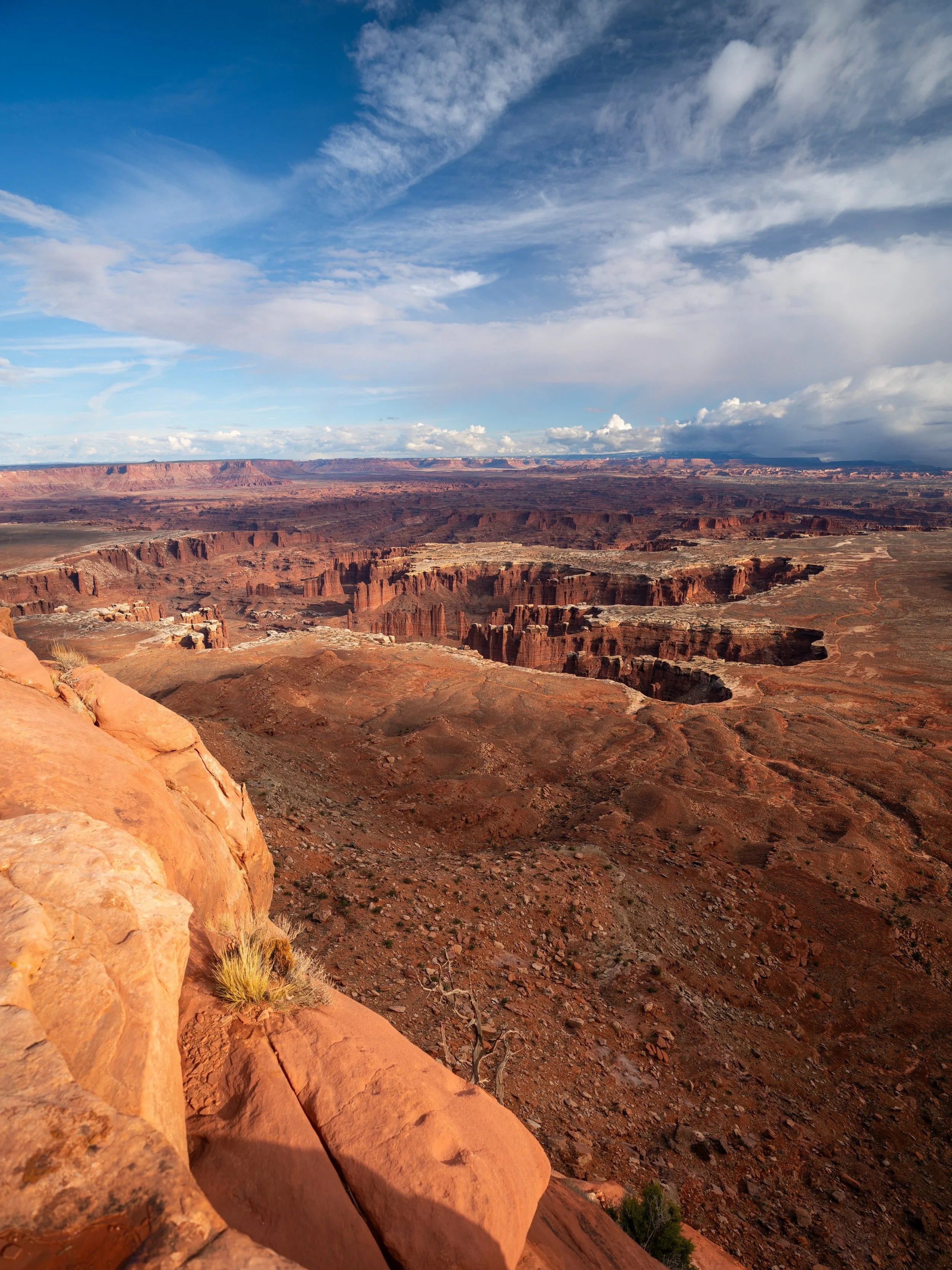 Hiking the Grand View Point Trail in Canyonlands National Park — noahawaii