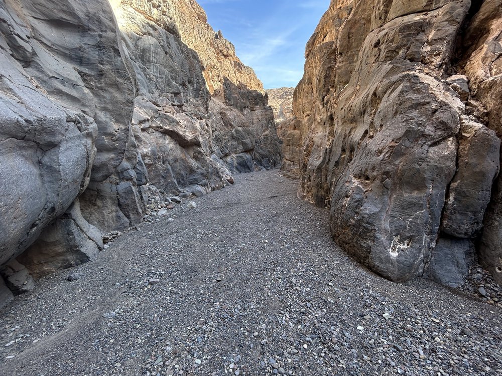 Hiking the Titus Canyon Narrows Trail in Death Valley National Park ...