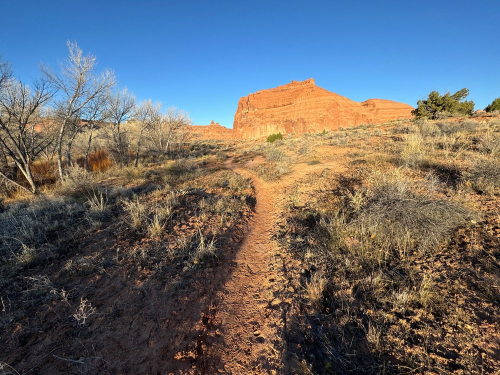Hiking the Ring Arch Trail in Arches National Park — noahawaii