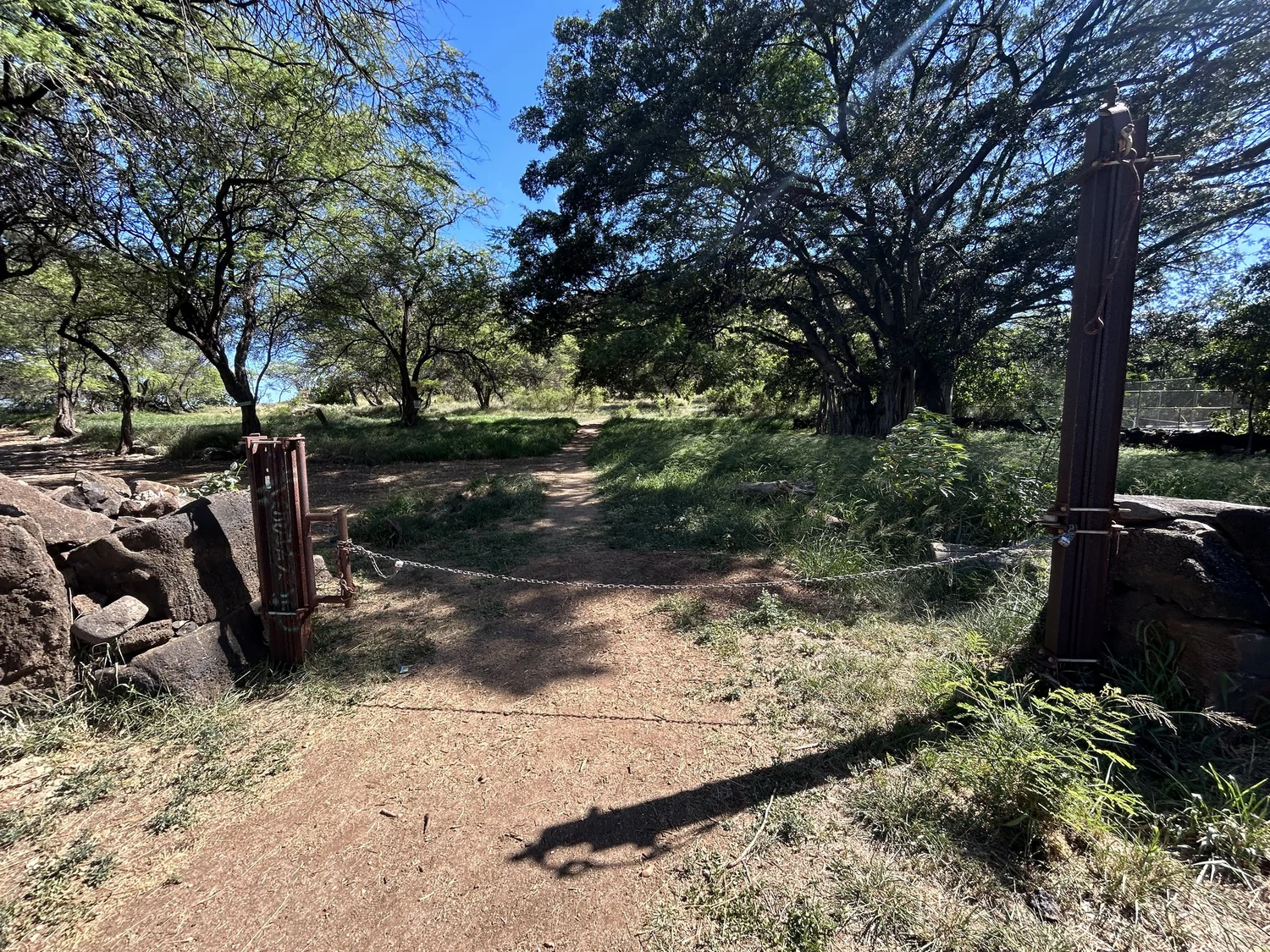 Hiking the Mauna Lahilahi Trail (Turtle Rock) on Oʻahu, Hawaiʻi — noahawaii