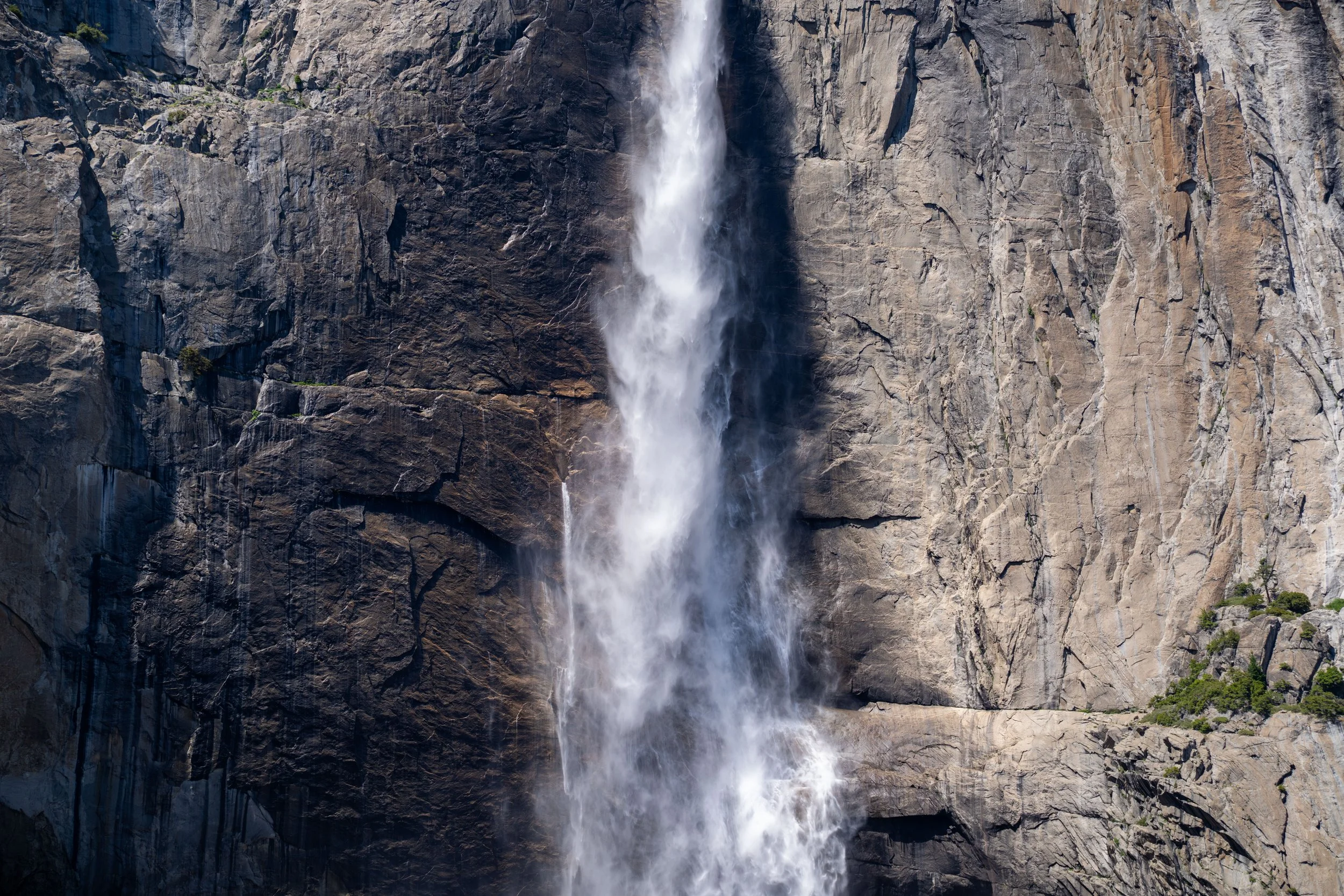 Hiking the Upper Yosemite Falls Trail in Yosemite National Park — noahawaii