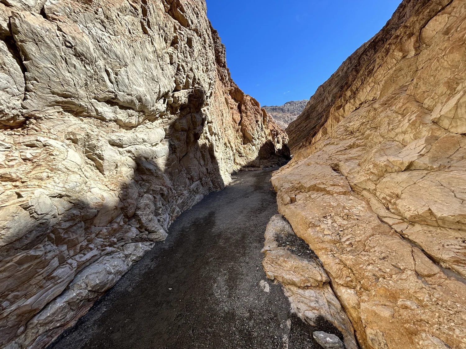 Hiking the Mosaic Canyon Trail in Death Valley National Park — noahawaii