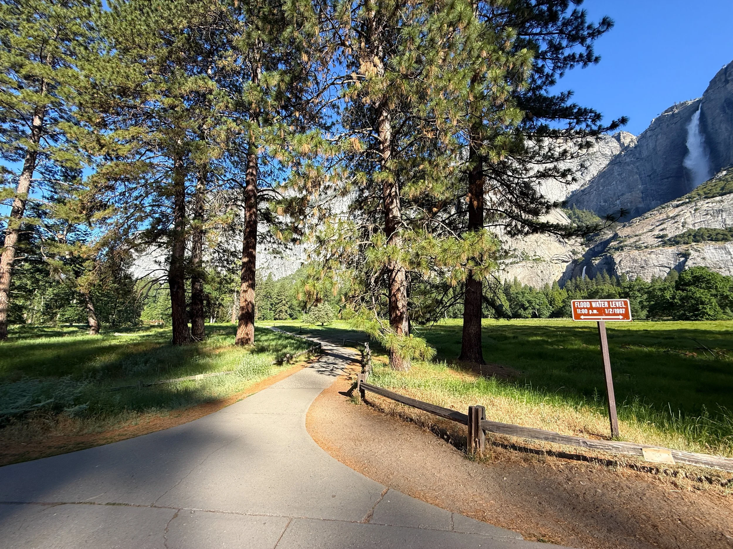 Hiking the Cook’s Meadow Loop Trail in Yosemite National Park — noahawaii