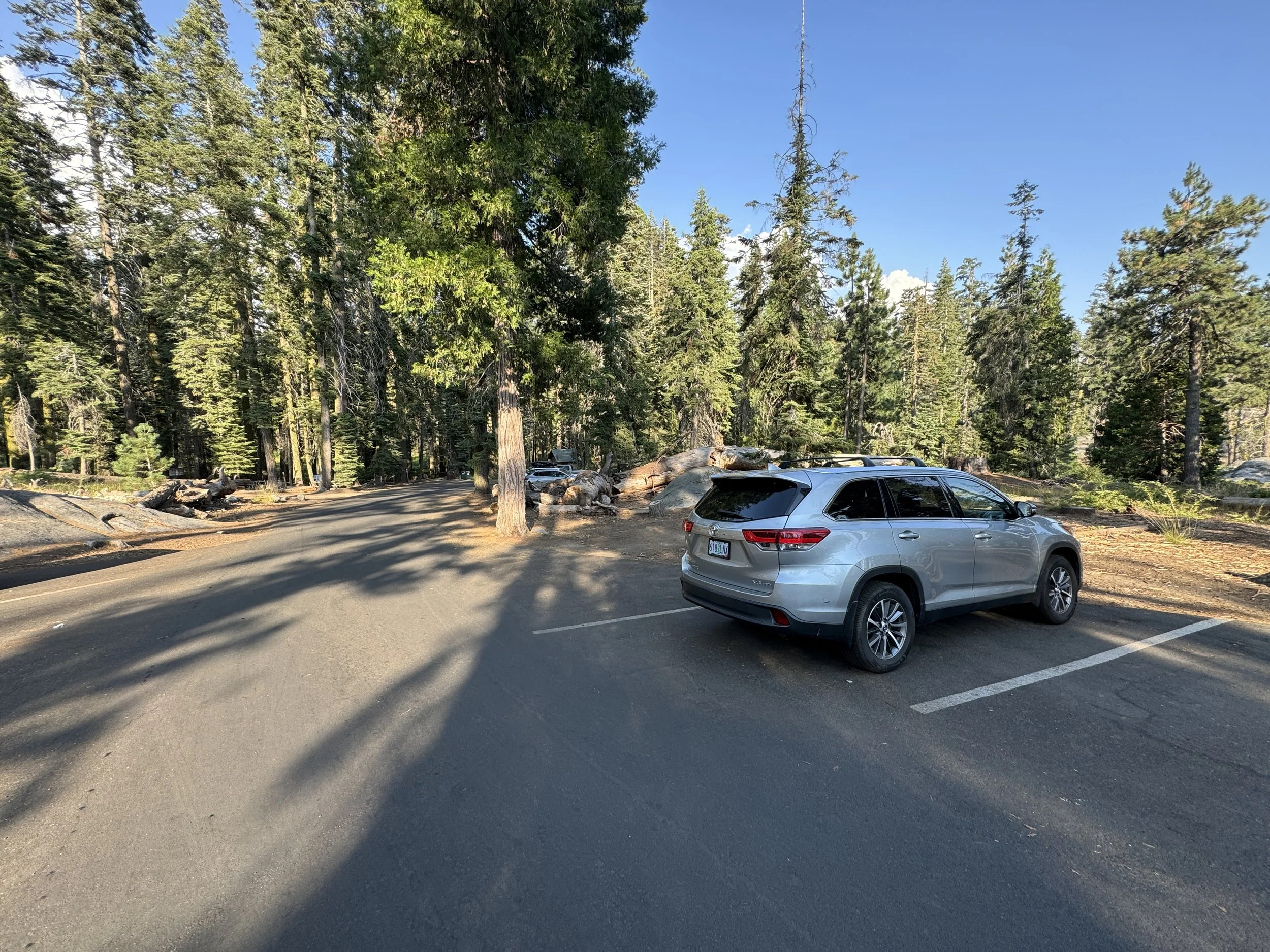 Hiking the Crescent Meadow Loop Trail in Sequoia National Park — noahawaii
